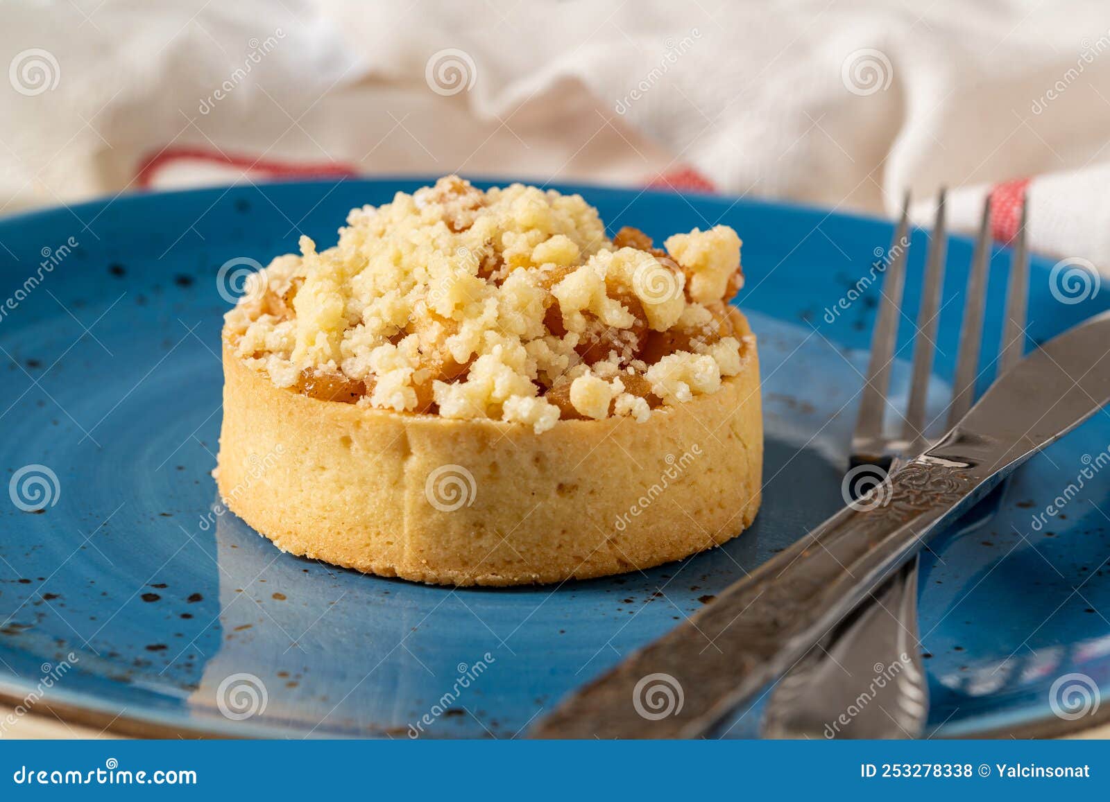Freshly Baked Single Portion Apple Pie on a Blue Porcelain Plate Stock ...