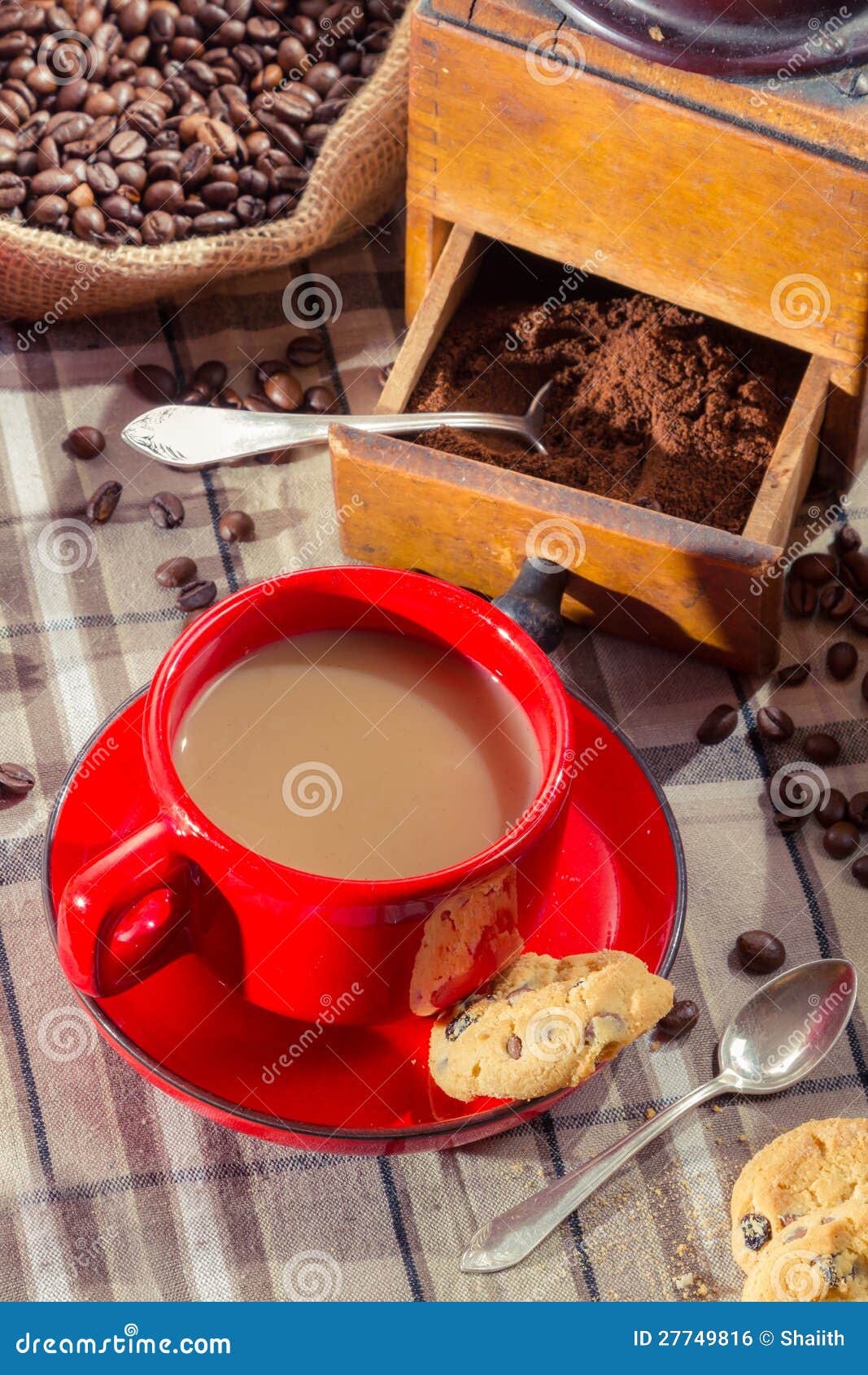 Freshly Brewed Coffee Served Stock Photo - Image of drink, milk: 27749816