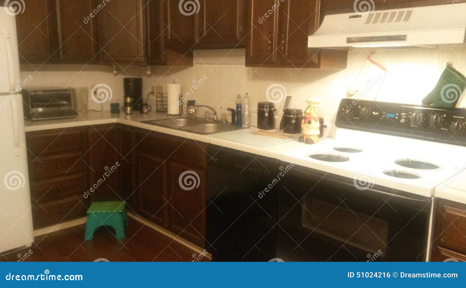 Freshly Cleaned Kitchen Counter Stock Photos - Free & Royalty-Free ...