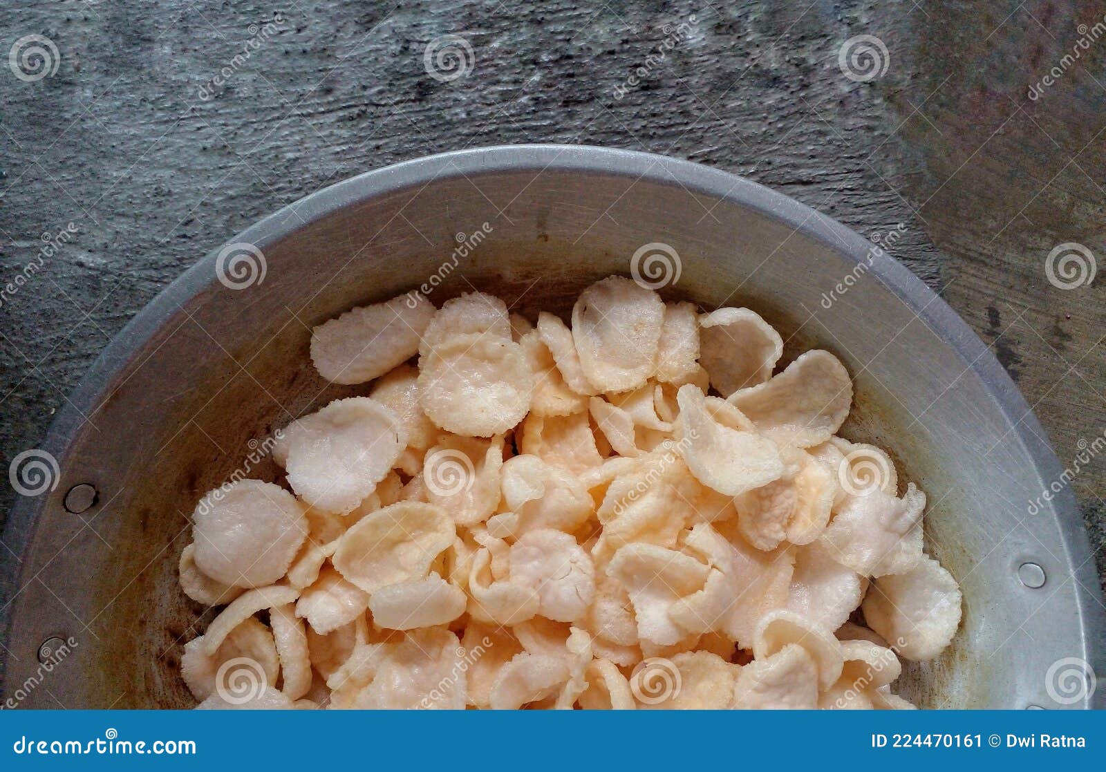 Freshly Fried Crackers. Crispy Garlic-flavored Crackers. Selective ...