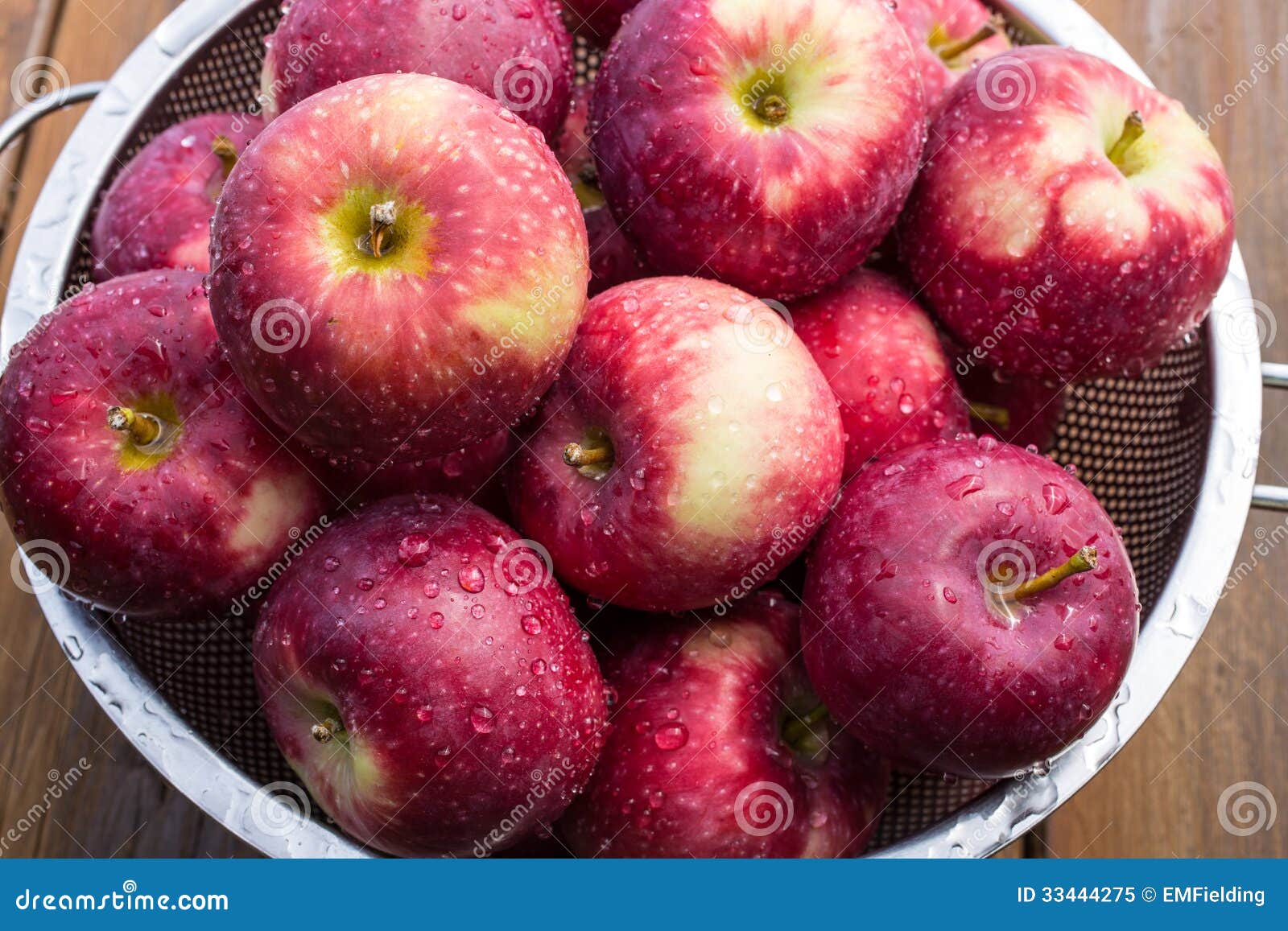 Freshly washed apples stock image. Image of apple, seasonal - 33444275