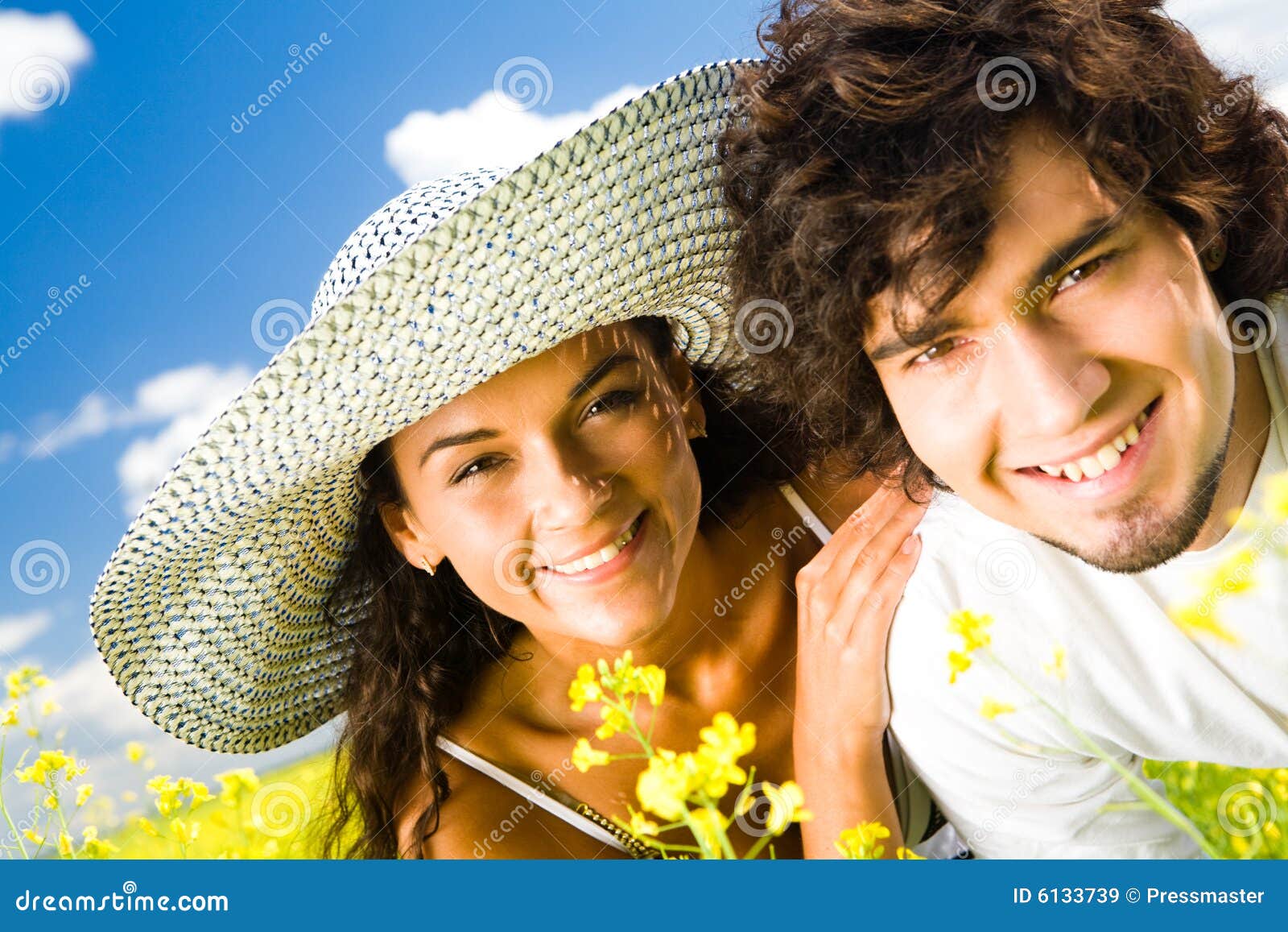 Freundliche Leute stockbild. Bild von wolke, leute, gesicht - 6133739