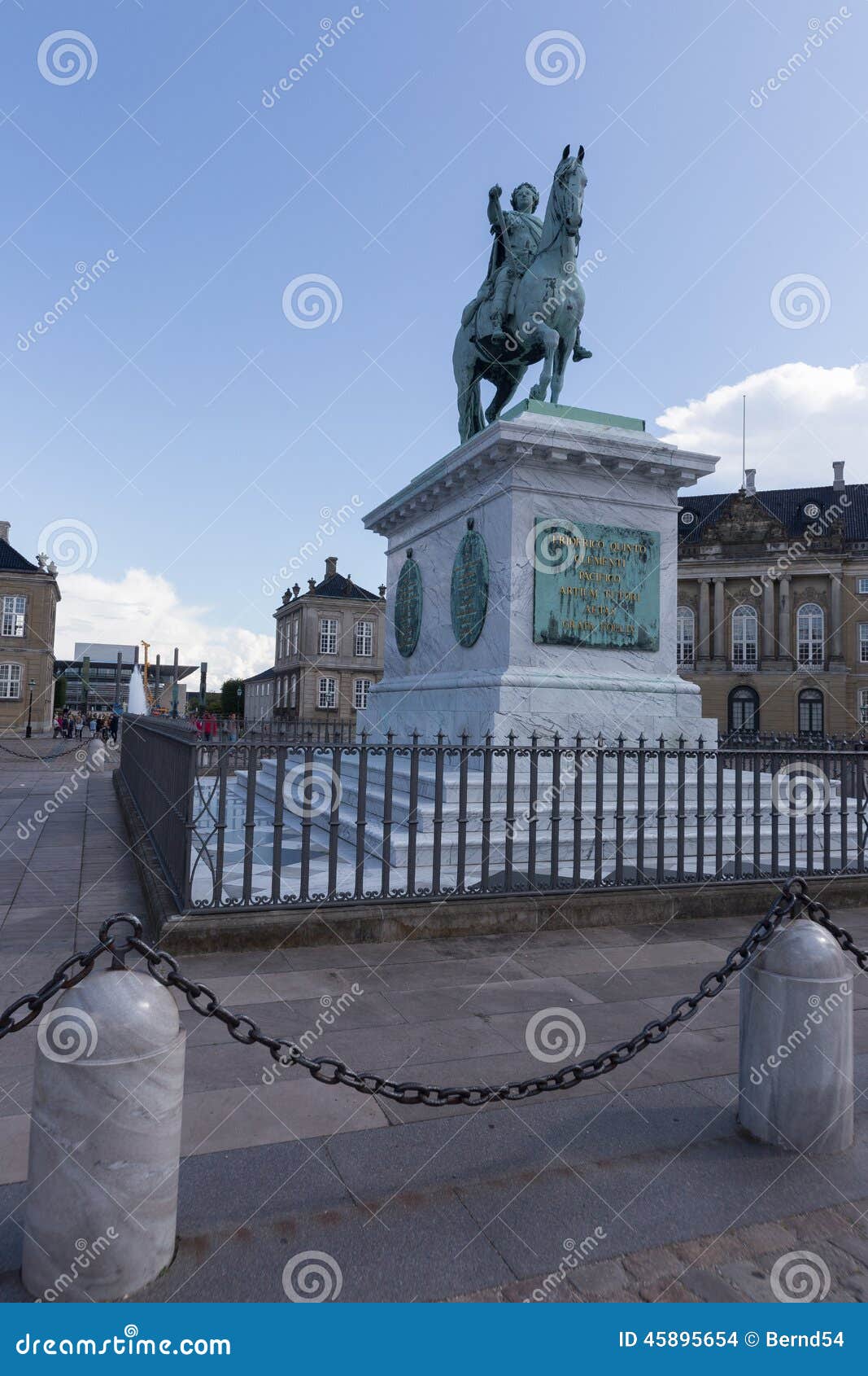 Friderico Quinto editorial stock image. Image of pedestals - 45895654