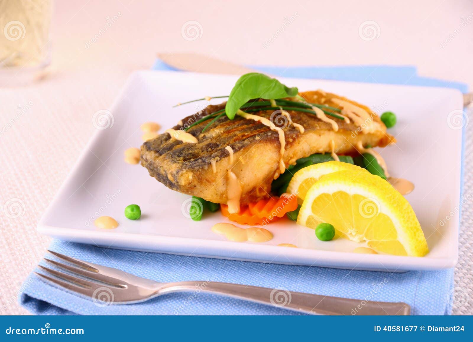 Fried Carp Fish Fillet with Vegetables Stock Image - Image of meat ...
