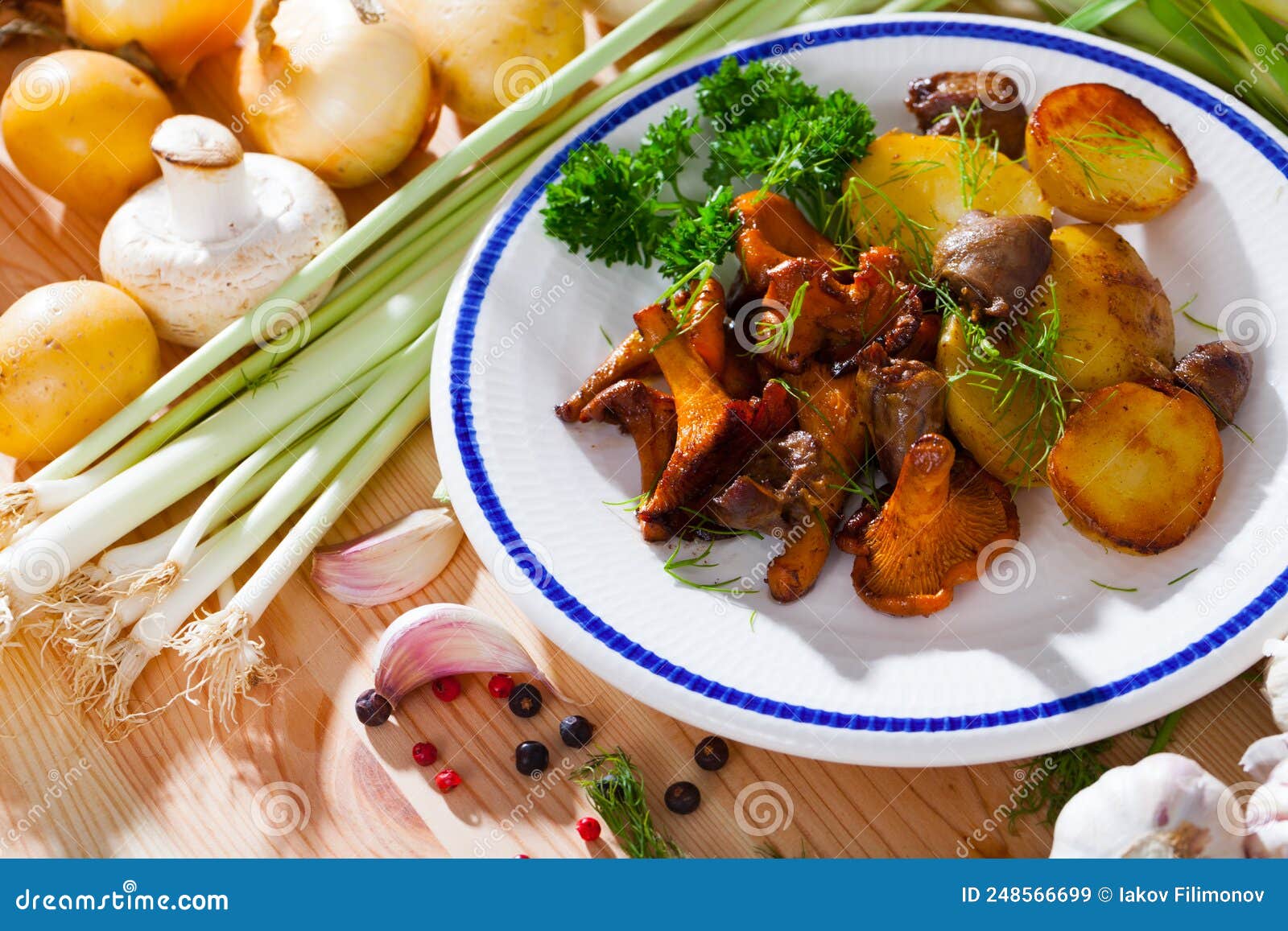 Fried Chanterelles with Chicken Hearts and Potatoes with Greens Stock ... Fried Chanterelles with Chicken Hearts and Potatoes with Greens Stock ...