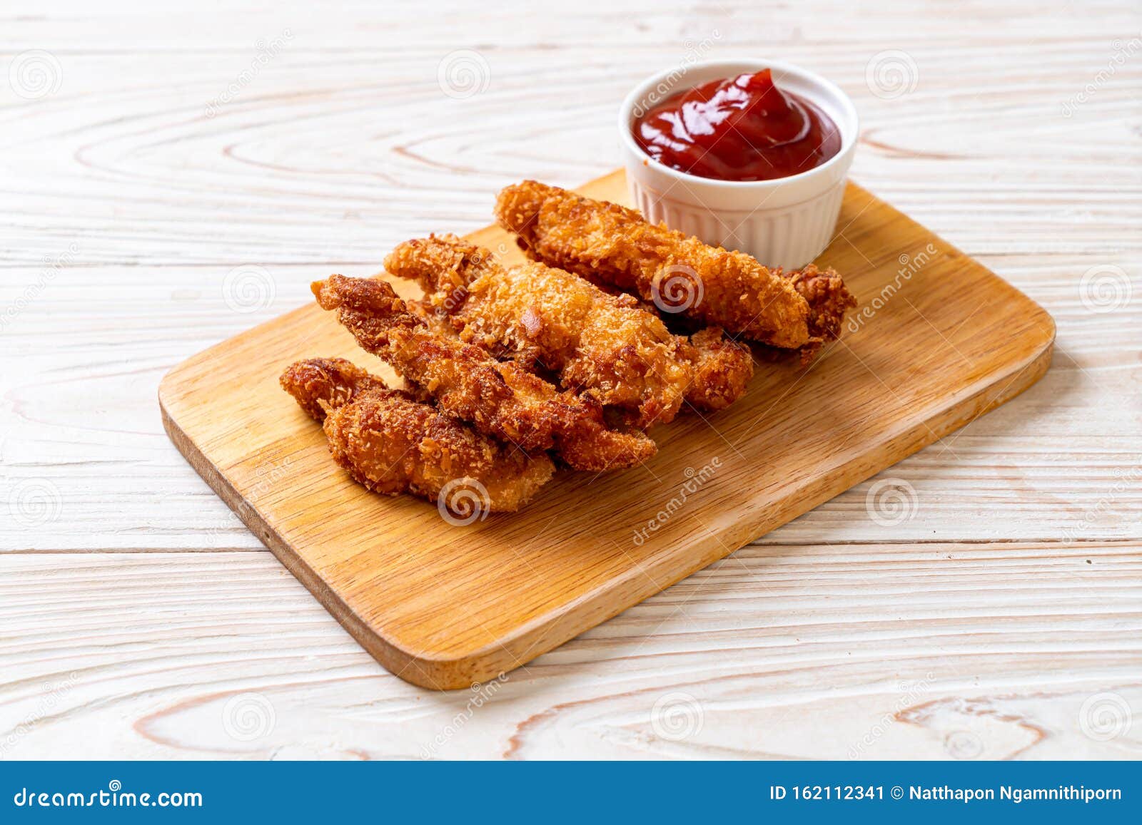 Fried chicken stick stock image. Image of closeup, chips - 162112341