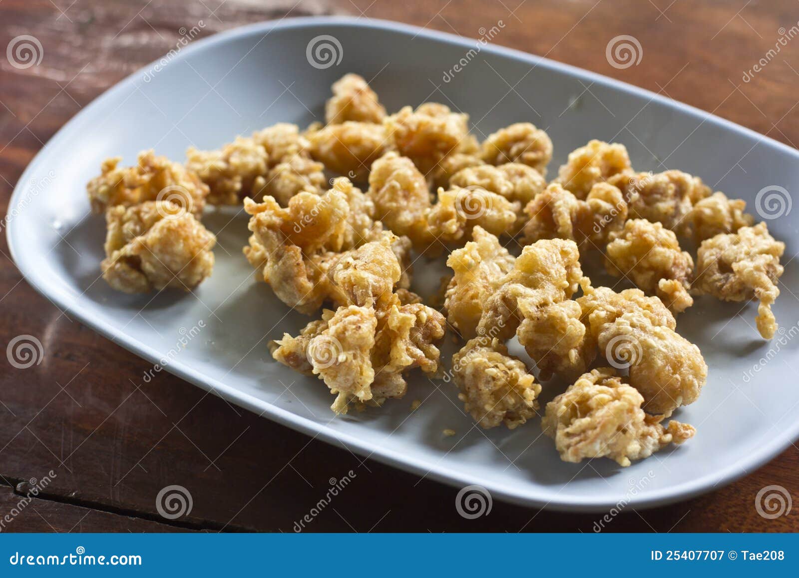 Tendon, Piece Of Sinew Section, HE Stain, 20X Light Micrograph Stock ...