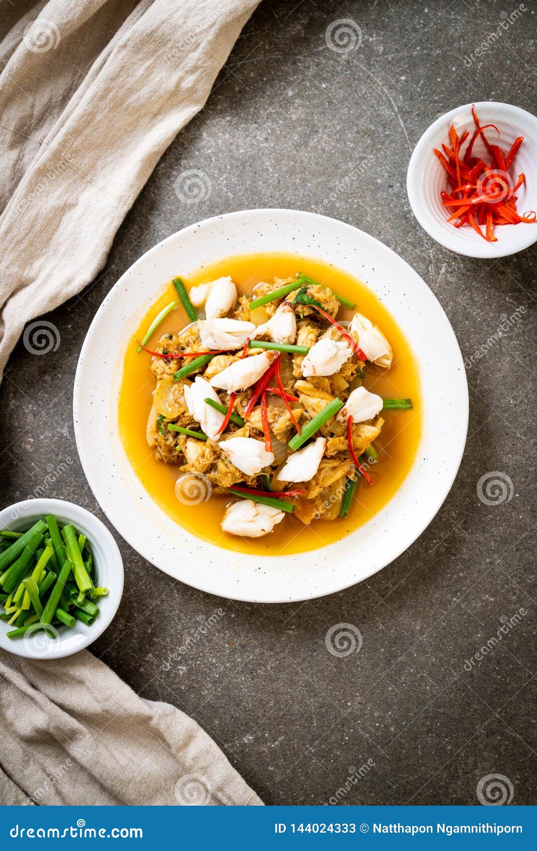 Fried Crab with Curry Powder Stock Image - Image of asian, thai: 144024333