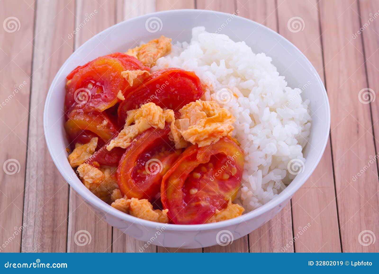Fried Egg with Tomato with Rice Stock Image - Image of backdrop, onion ...