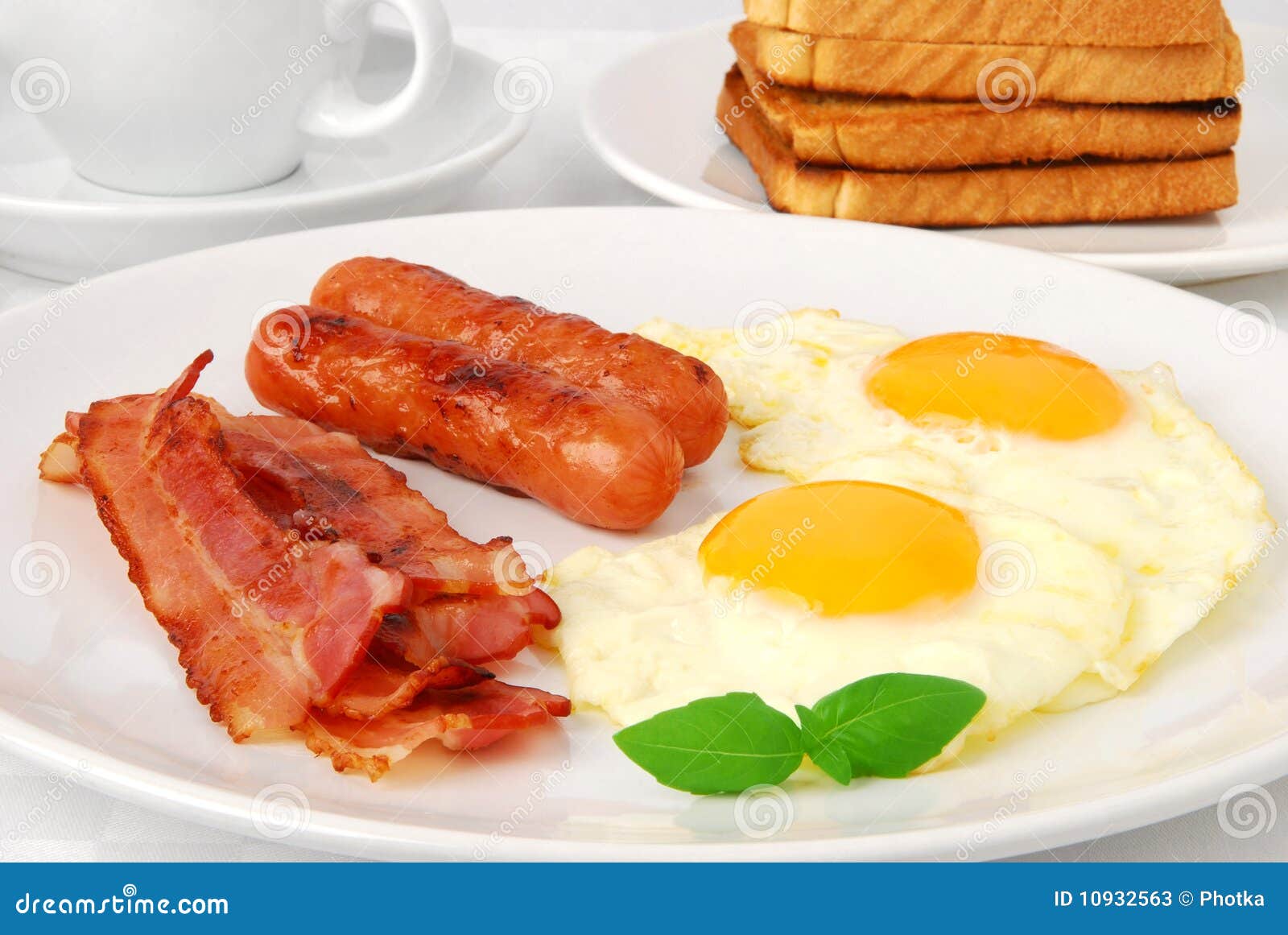 Fried eggs for breakfast stock image. Image of fried - 10932563