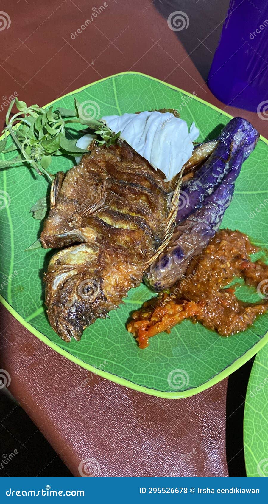 Fried Fish with Indonesian Food Stock Photo - Image of indonesianfood ...