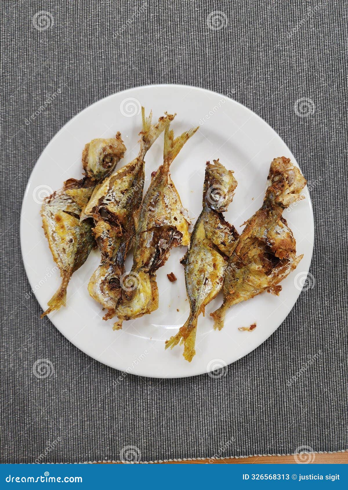 Fried fish lining stock image. Image of food, seafood - 326568313