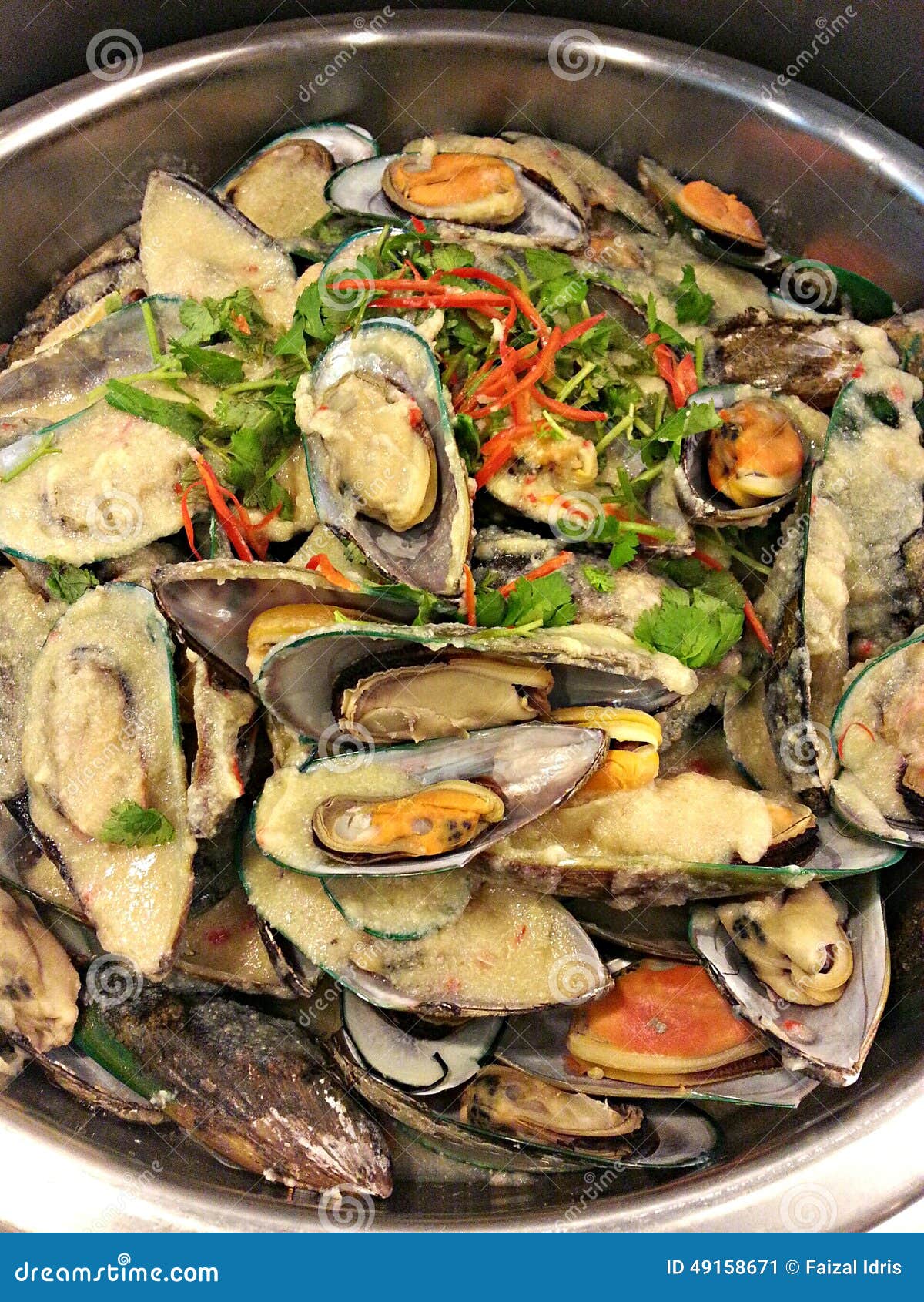 Fried Green Mussels stock image. Image of green, delicious - 49158671