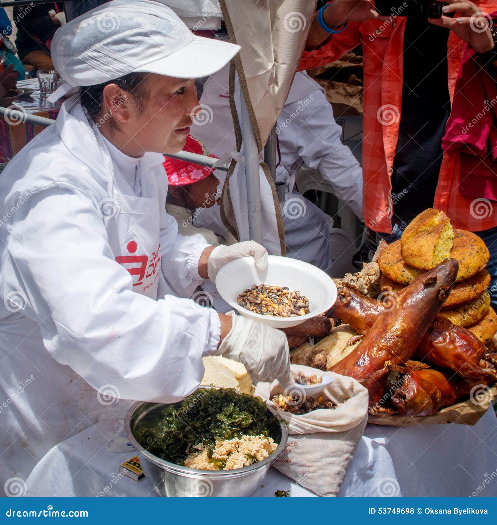 Fried Guinea Pig (Cuy) am Markt in Peru Redaktionelles Stockfoto - Bild ...