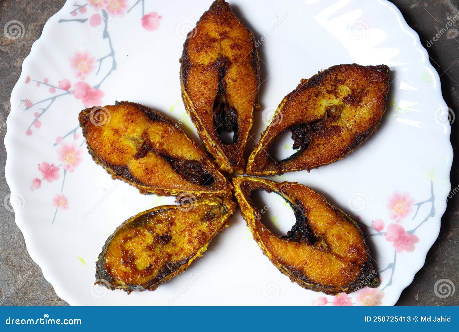 Fried Hilsa Fish on Kitchen Stock Image - Image of roasted, tropical ...