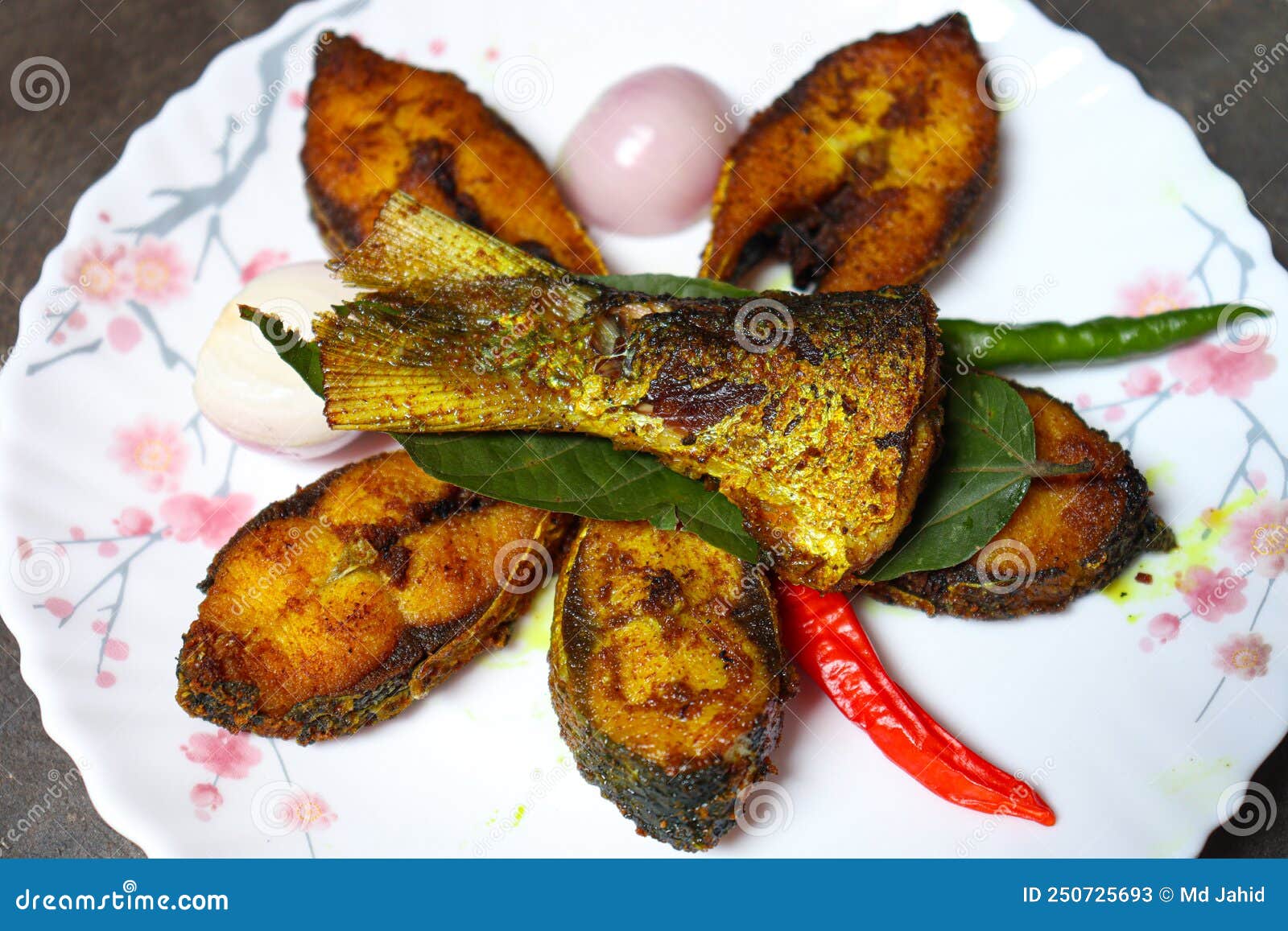 Fried Hilsa Fish on Kitchen Stock Image - Image of food, diet: 250725693