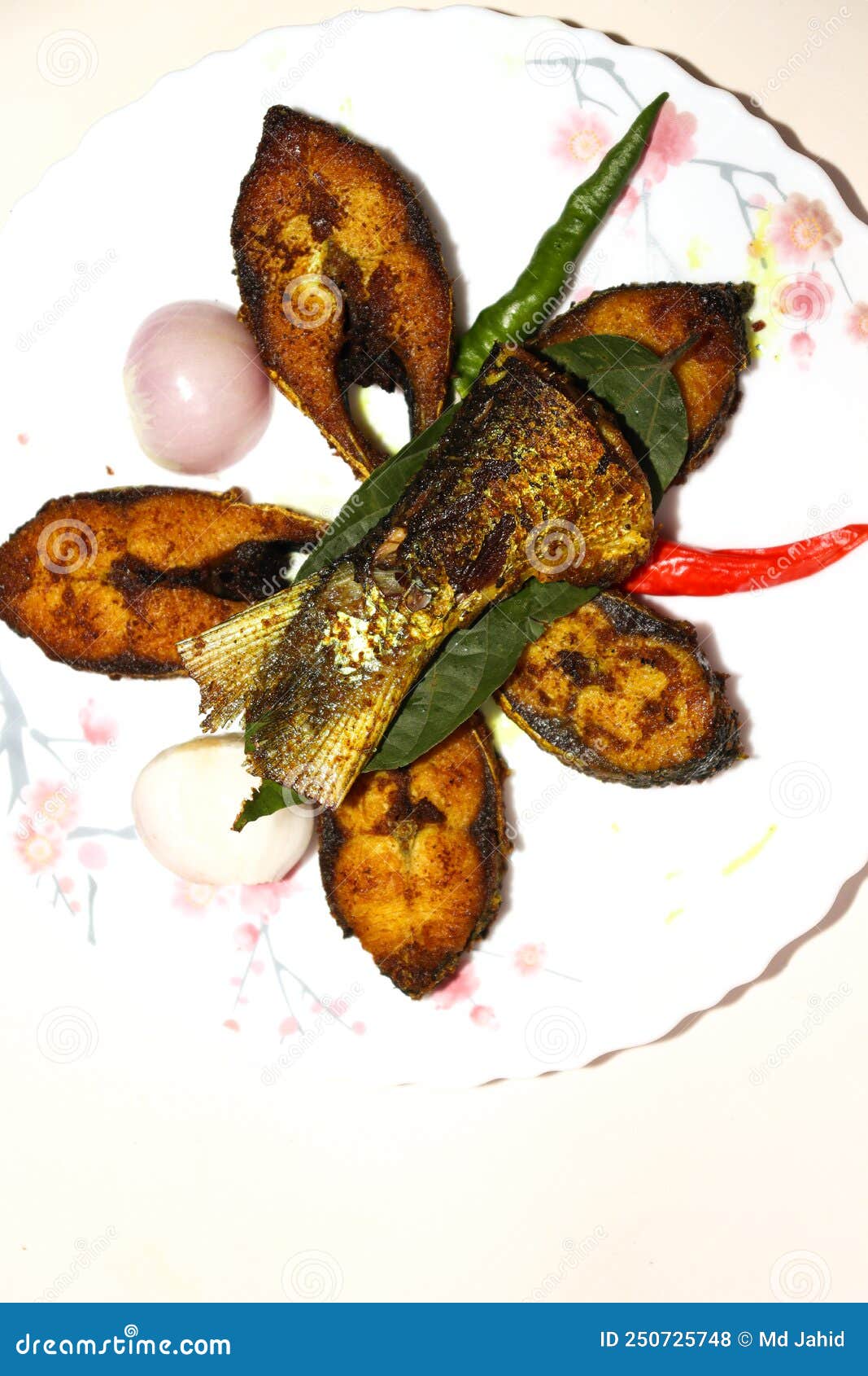 Fried Hilsa Fish on Kitchen Stock Photo - Image of dinner, bangladesh ...