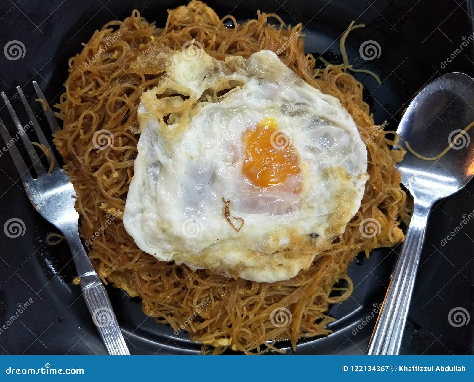 Fried mee hoon with egg stock image. Image of diet, breakfast - 122134367