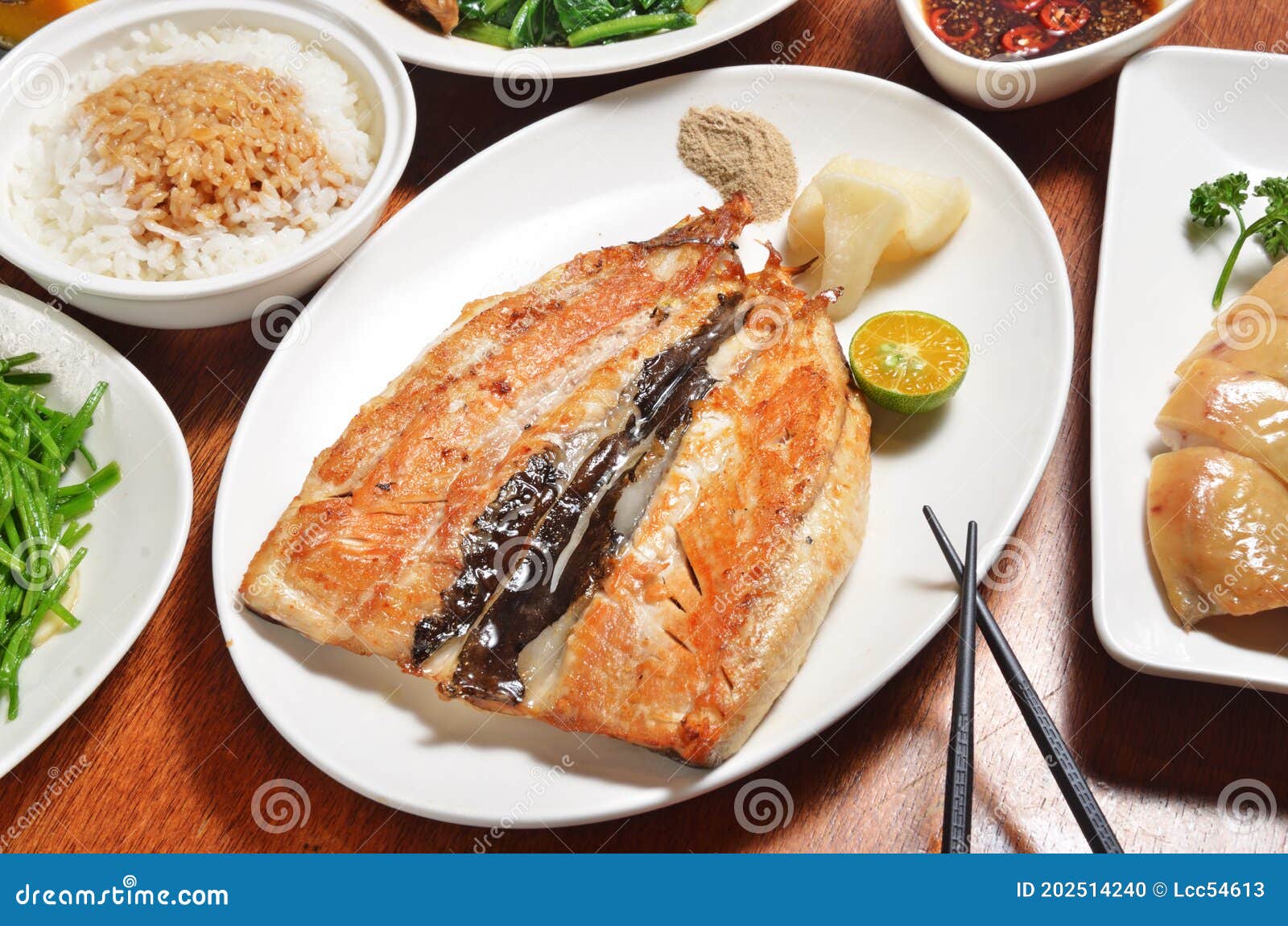 Fried milkfish belly stock photo. Image of plate, appetizer - 202514240