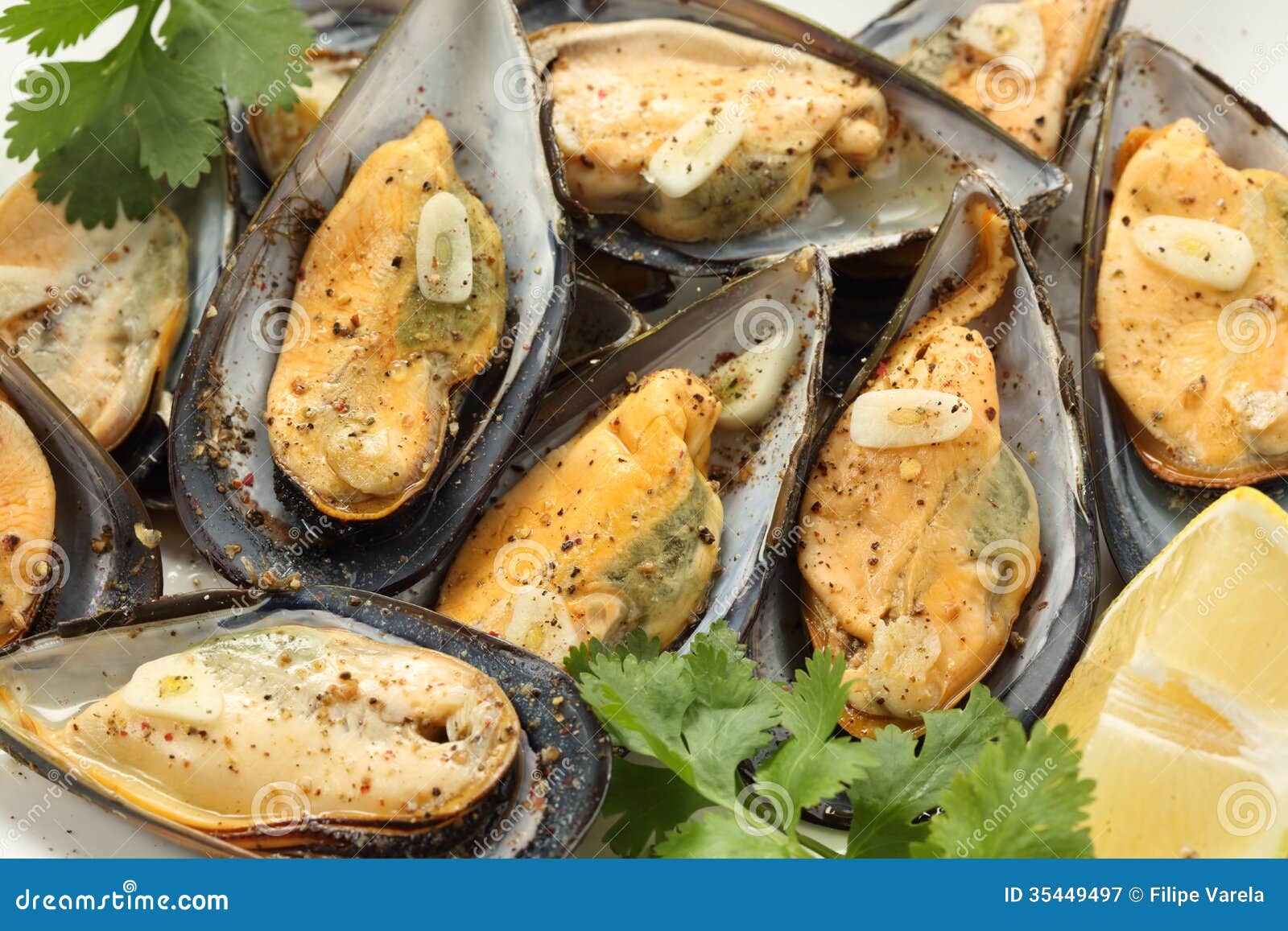 Fried Mussels with Pepper and Garlic Stock Image - Image of cuisine ...