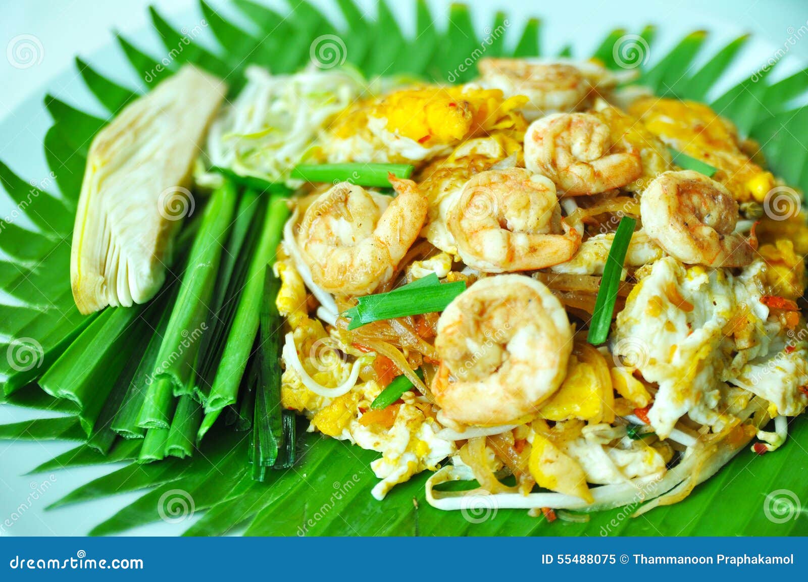 Fried Rice Sticks Mit Garnele Stockbild - Bild von teller, orientalisch ...