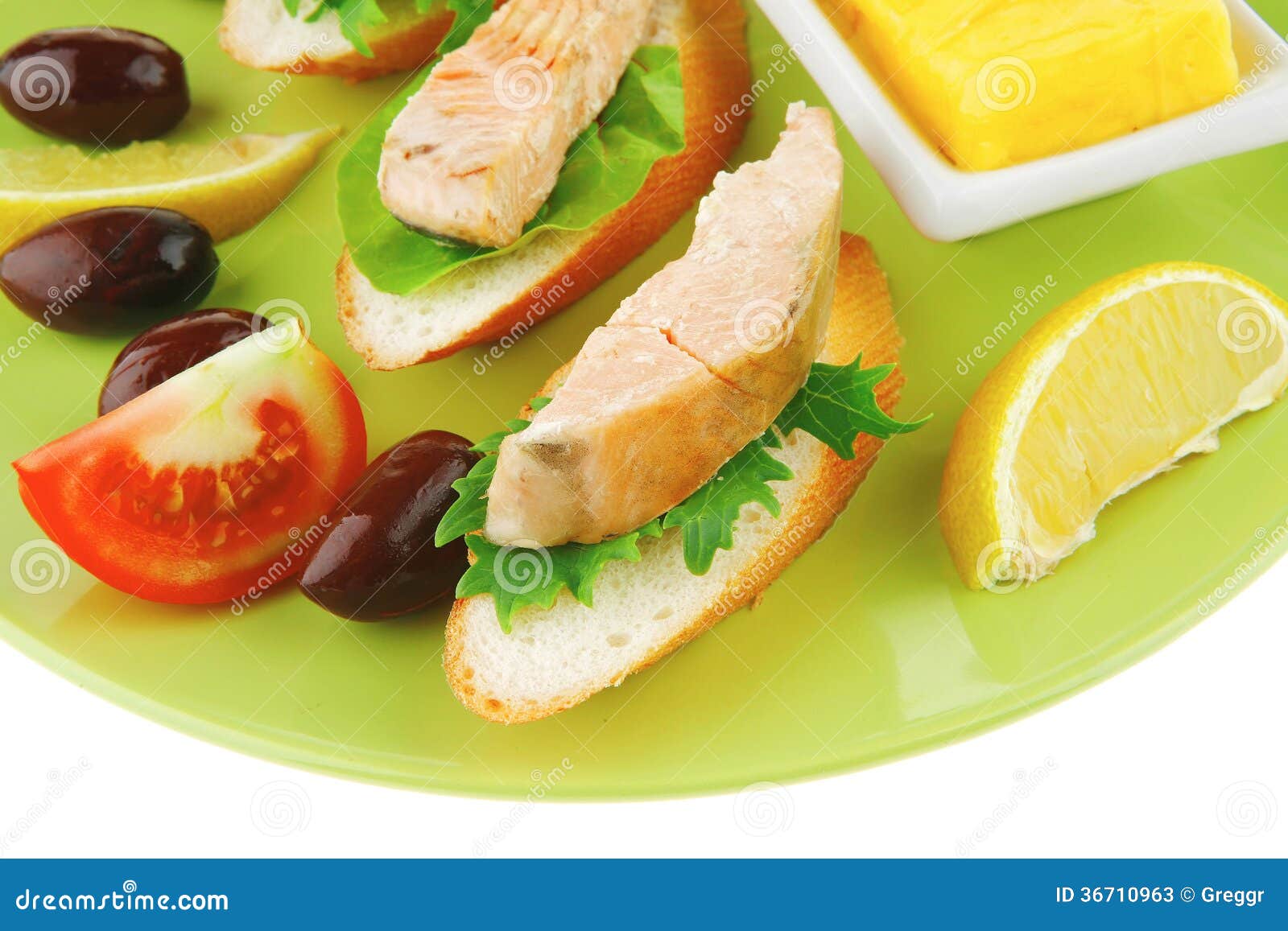 Fried Salmon Chunks on Baguette Stock Image - Image of dinner, cuisine ...