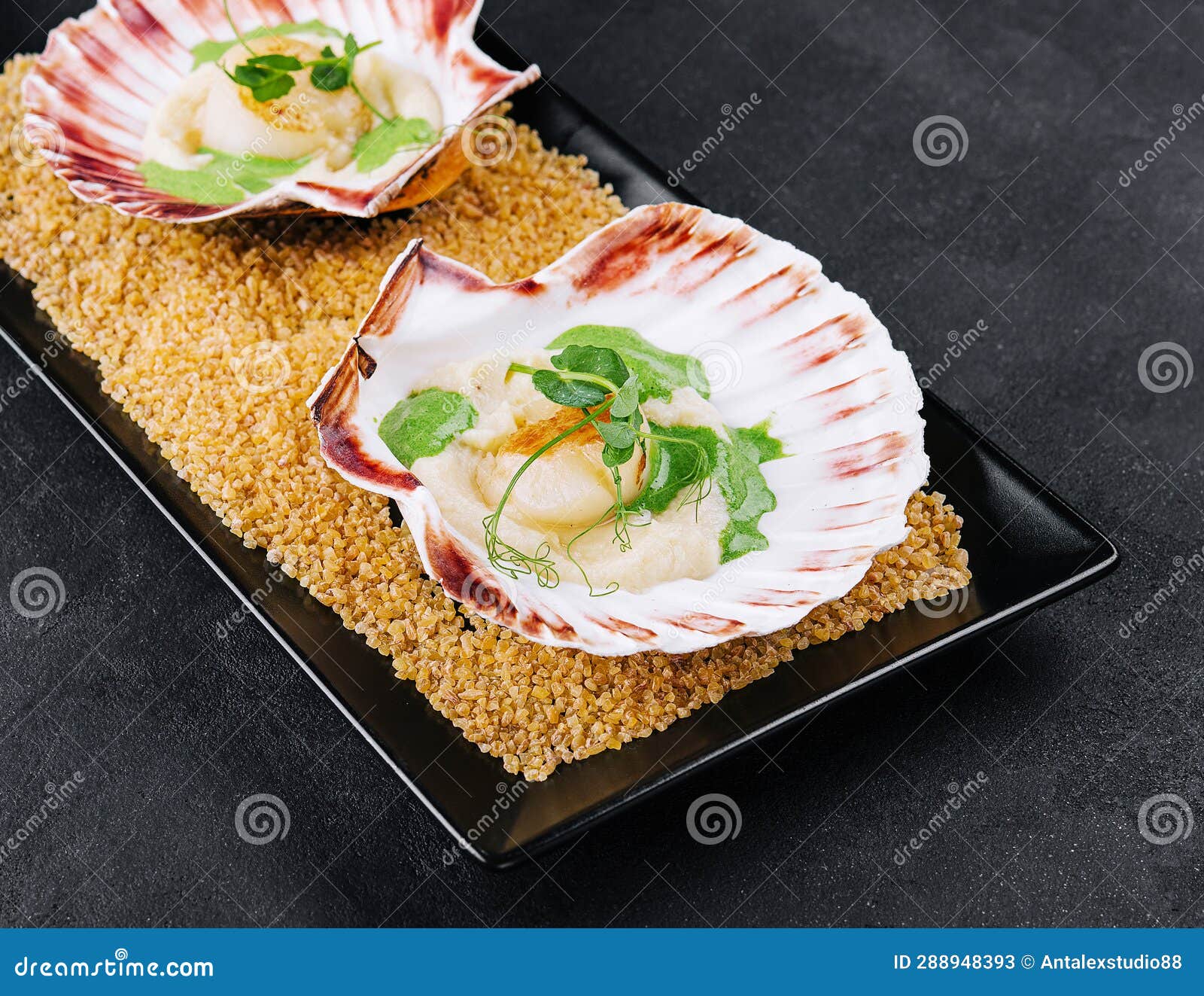 Fried Seafood Scallops Meat with Butter in a Shells Stock Image - Image ...
