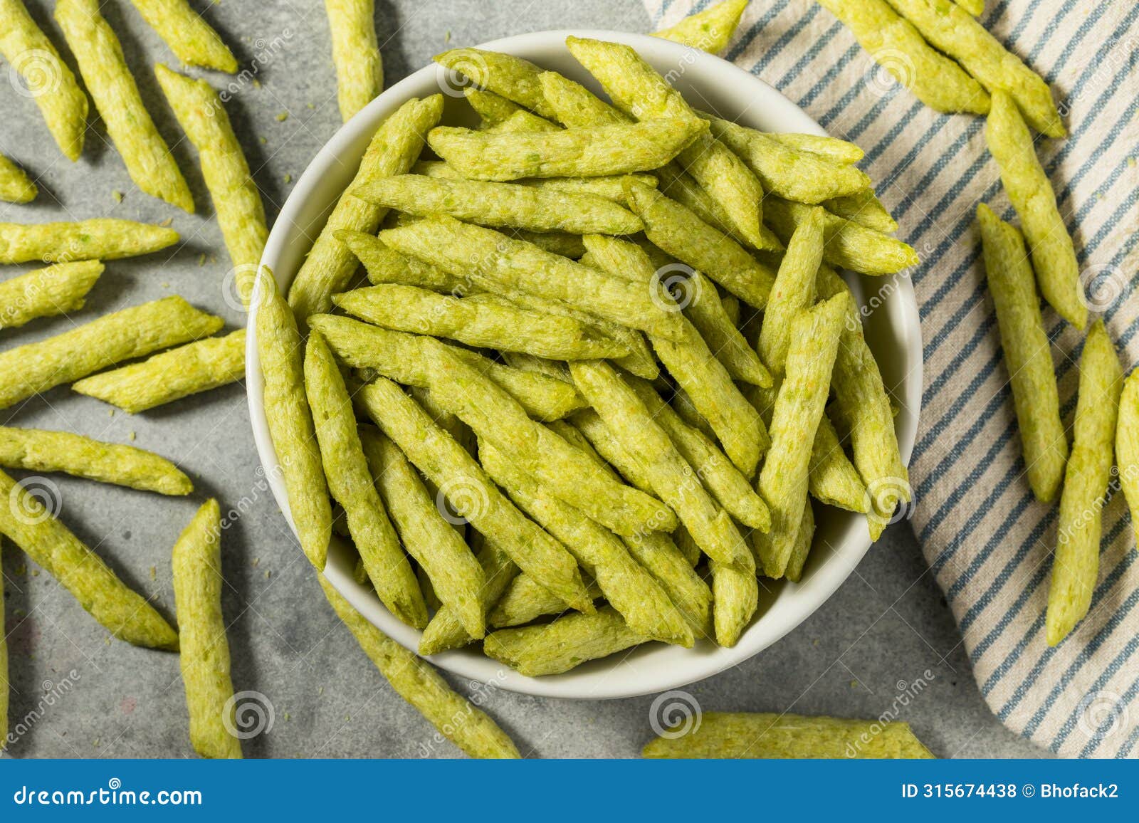 Fried Snap Pea Crisps Chips Stock Photo - Image of vegetarian, edible: 315674438