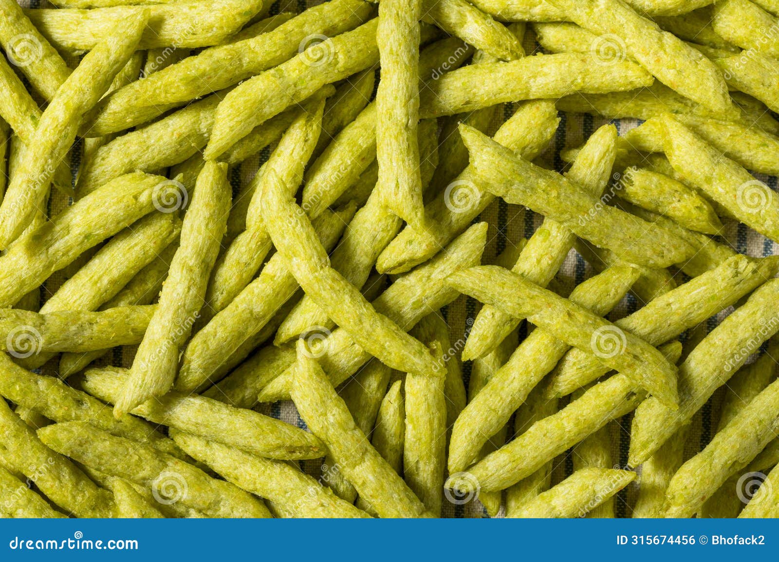 Fried Snap Pea Crisps Chips Stock Photo - Image of natural, crispy: 315674456
