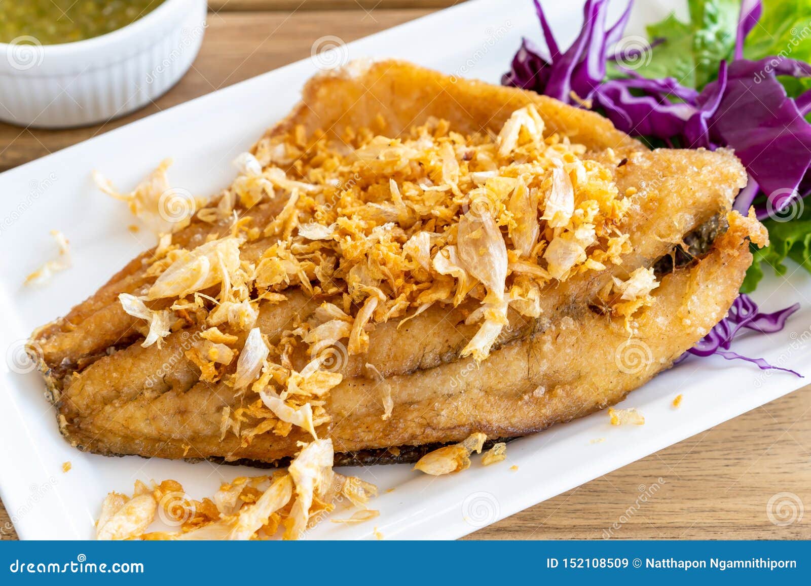 Fried Snapper Fish Fillet with Garlic Stock Image - Image of lunch ...