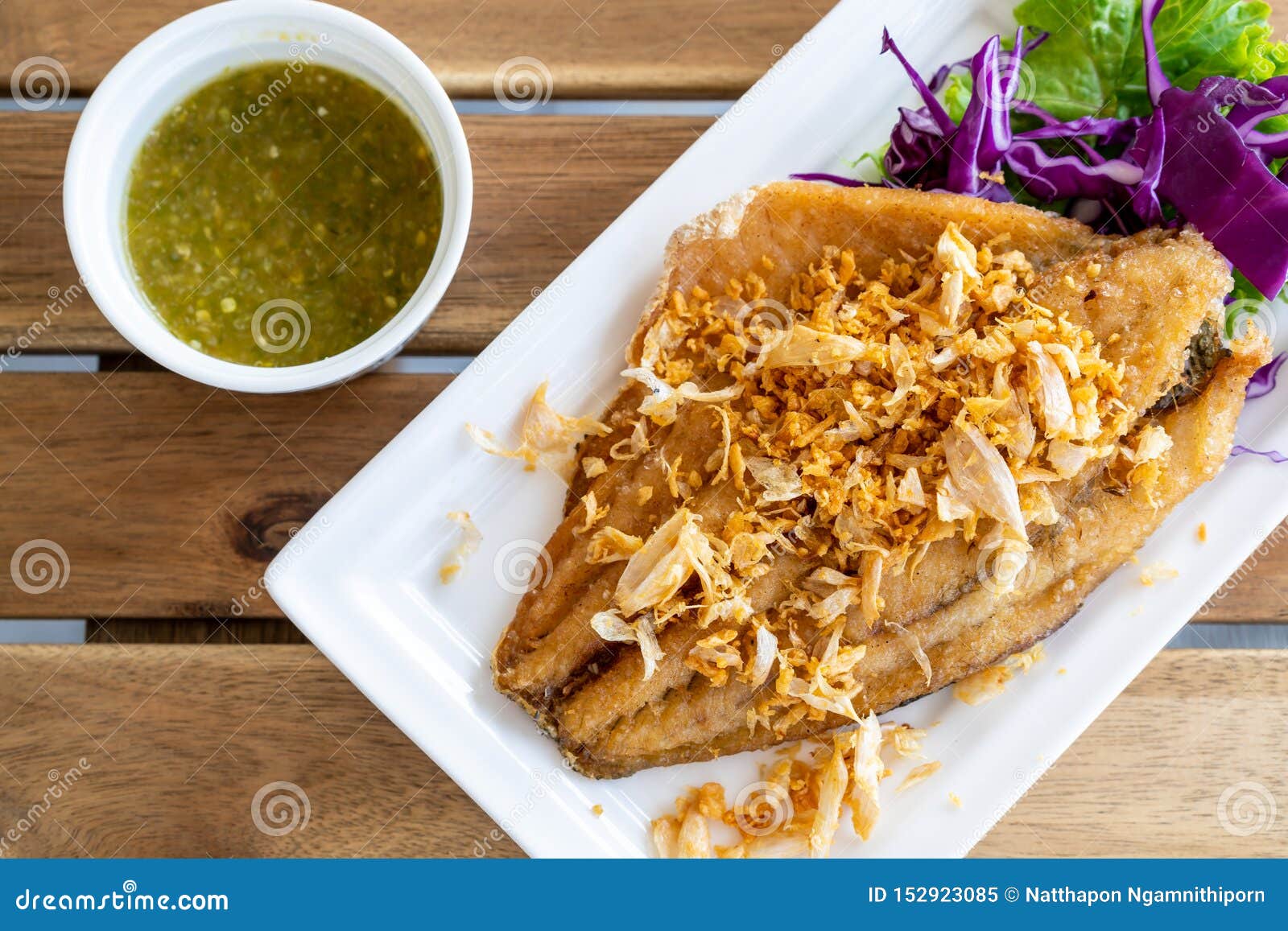 Fried Snapper Fish Fillet with Garlic Stock Image - Image of cuisine ...