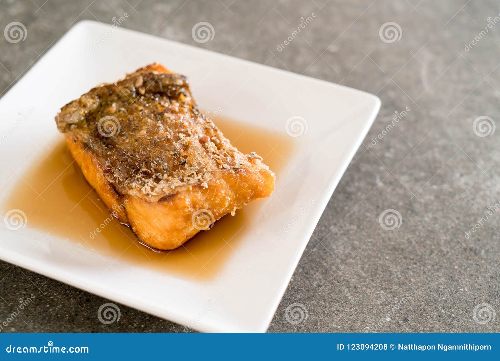 Fried Snapper Fish with Fish Sauce Stock Photo - Image of lunch ...