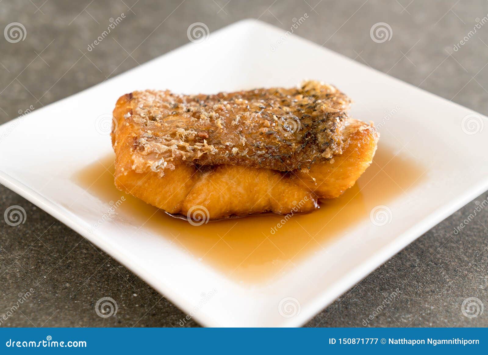 Fried Snapper Fish with Fish Sauce Stock Image - Image of background ...