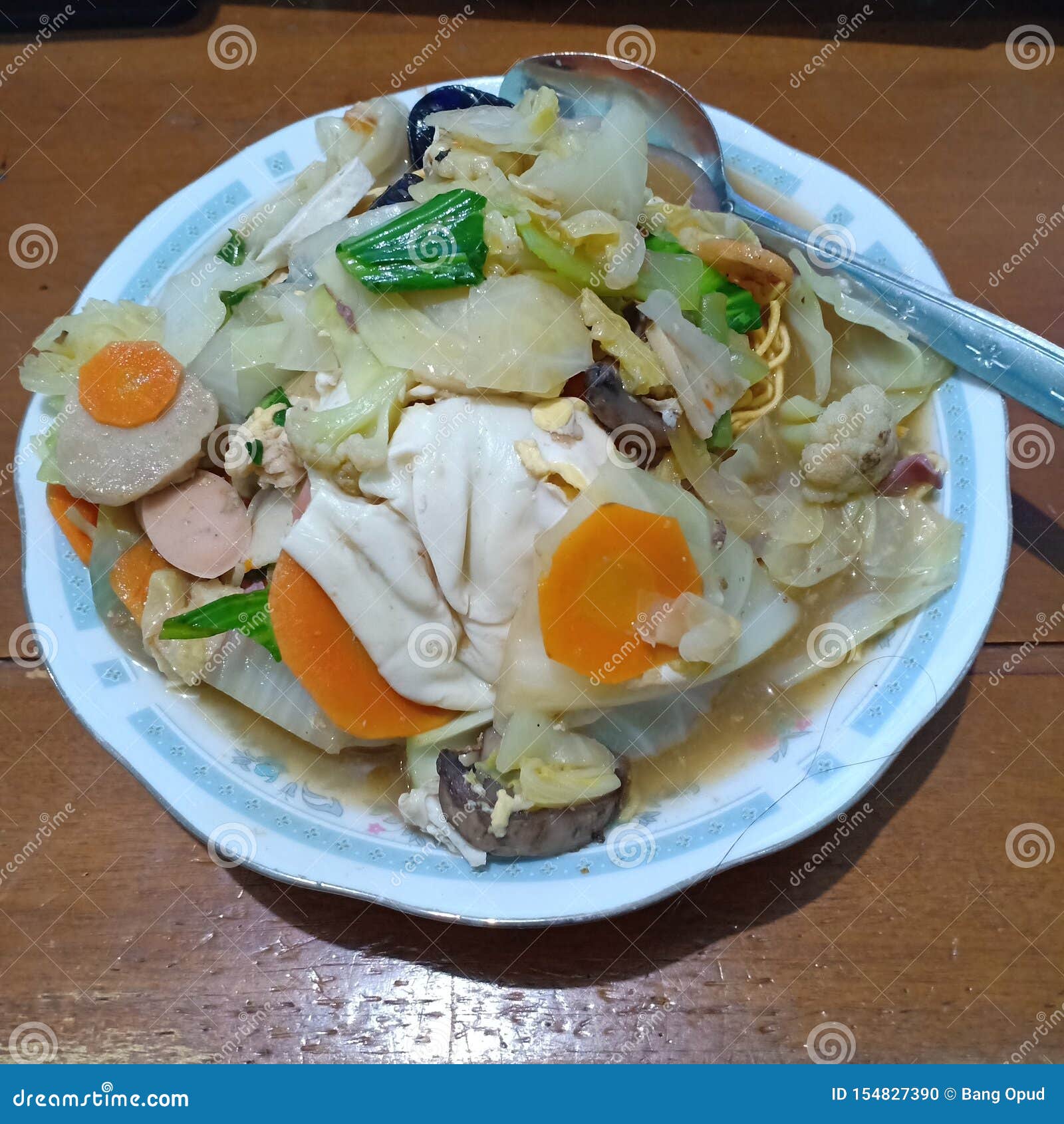 Fried tamie stock photo. Image of noodle, tamie, beverage - 154827390