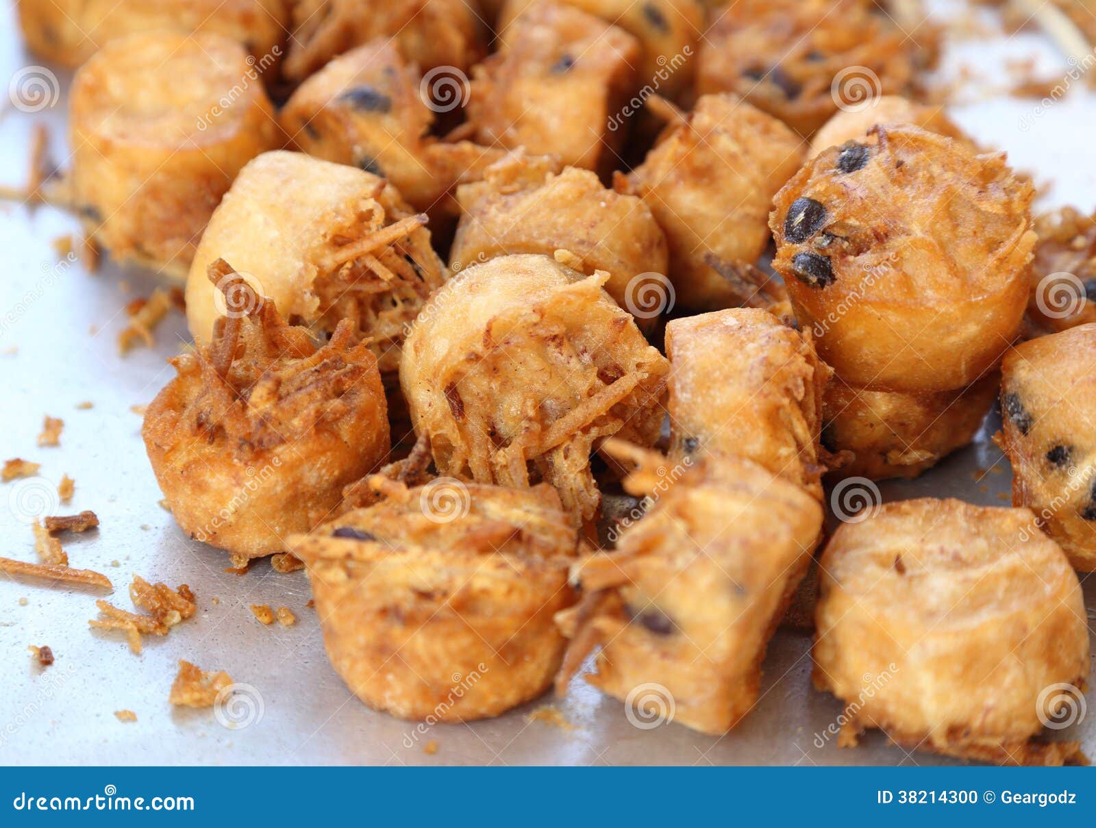 Fried Taro photo stock. Image du délicieux, dîner, isolat - 38214300