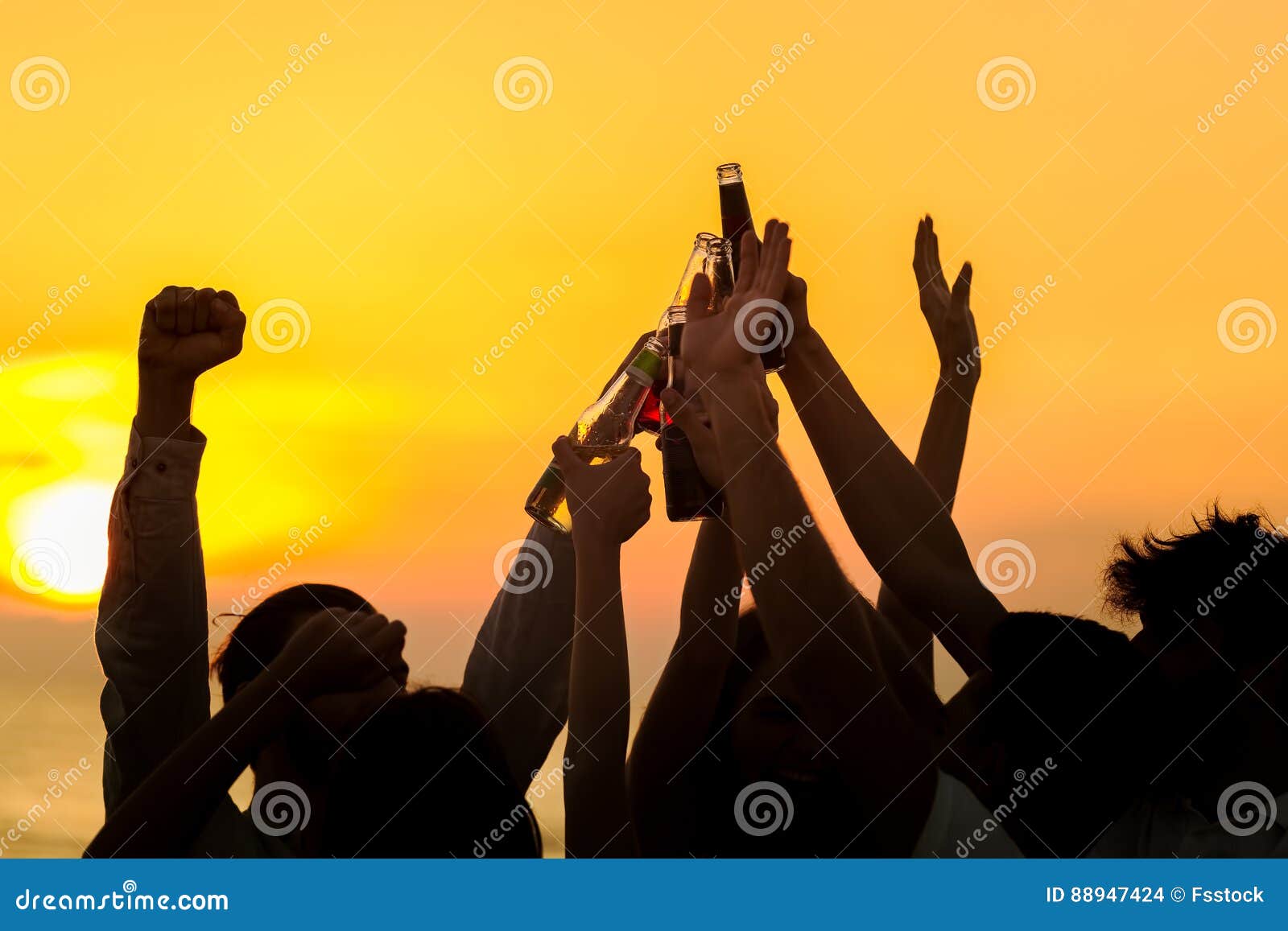 Friends Beach Party Drinks Toast Celebration Concept Stock Photo ...