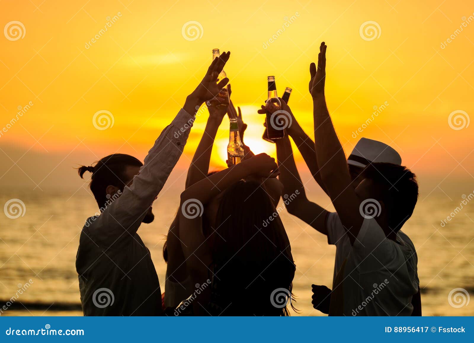 Friends Beach Party Drinks Toast Celebration Concept Stock Image ...