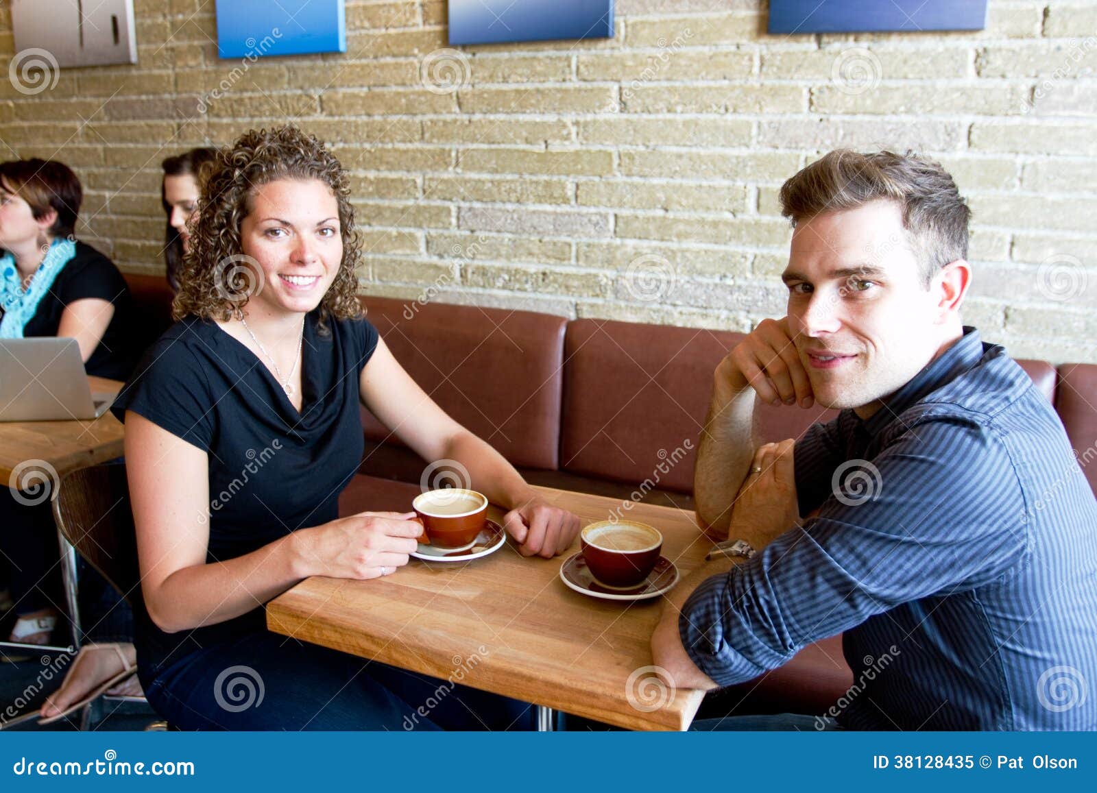 Friends at coffee shop stock image. Image of coffee, girl - 38128435