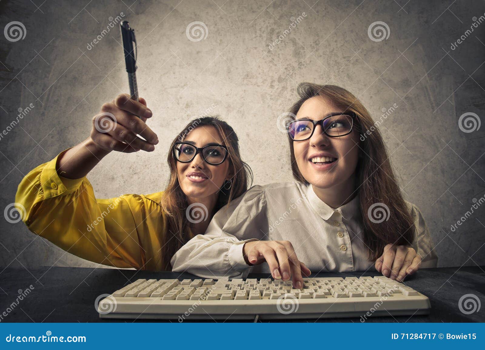 Friends with computer stock image. Image of friends, social - 71284717