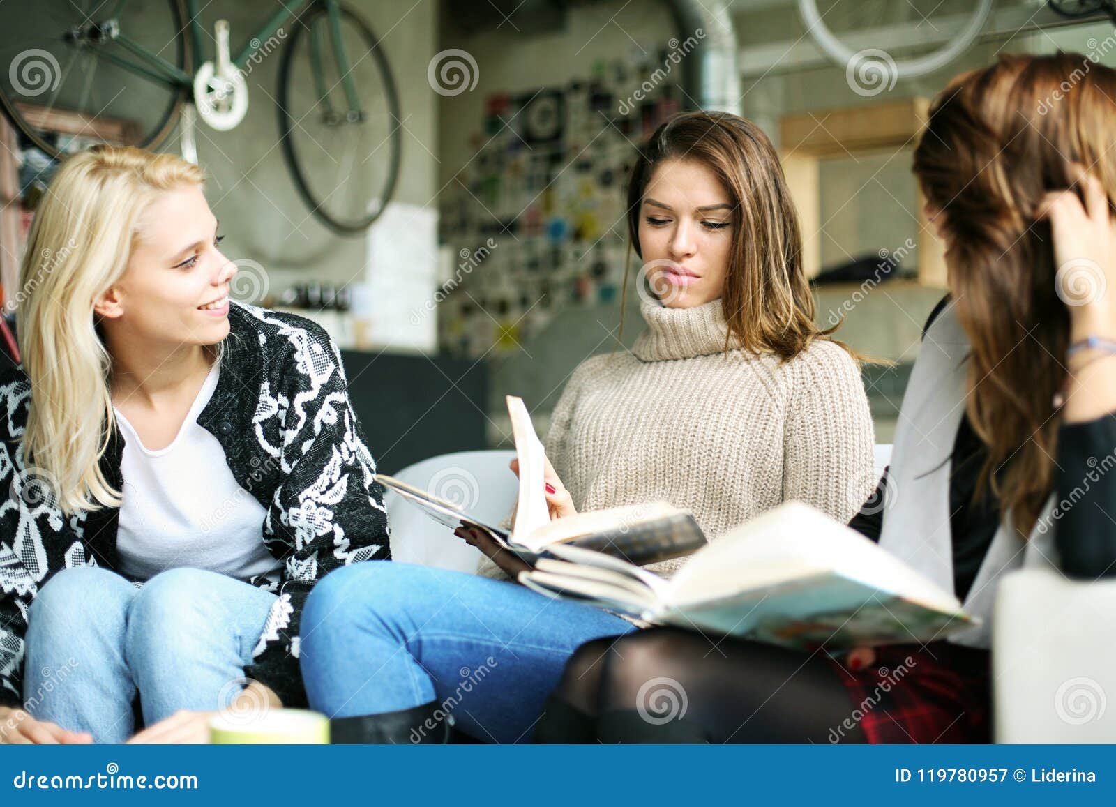 Students Learning in a Cafe. Stock Image - Image of gropiu, coffee ...
