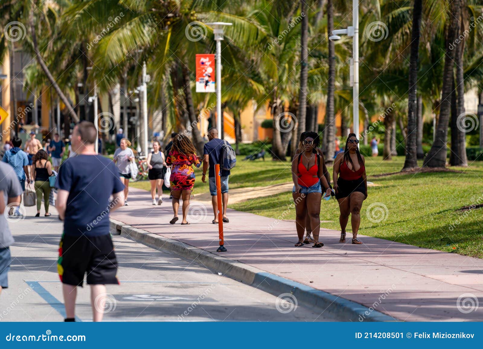 Friends in Miami Beach for 2021 Spring Break Editorial Photo - Image of ...