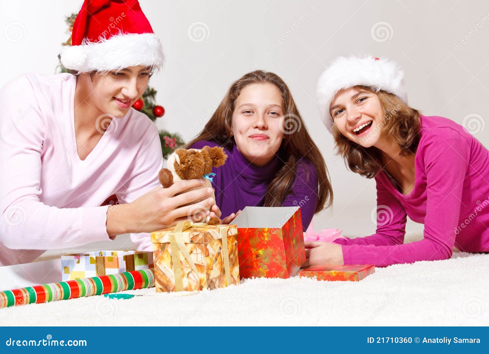 Friends packing presents stock photo. Image of freetime - 21710360