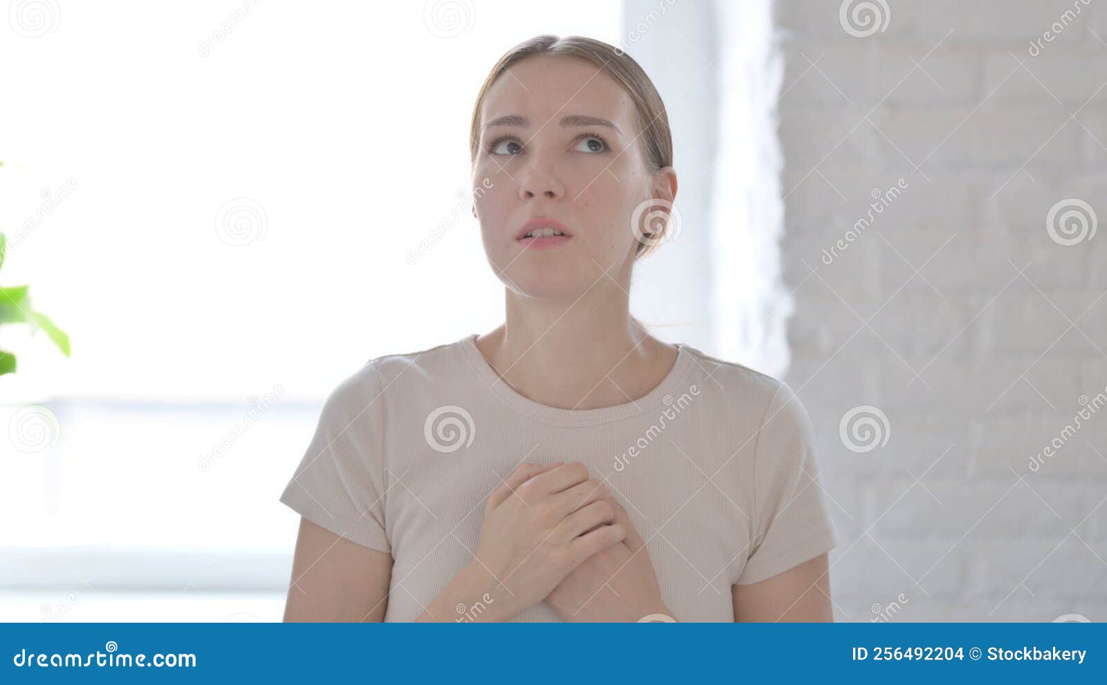 Frightened Woman Looking Around in Fear Stock Photo - Image of ...