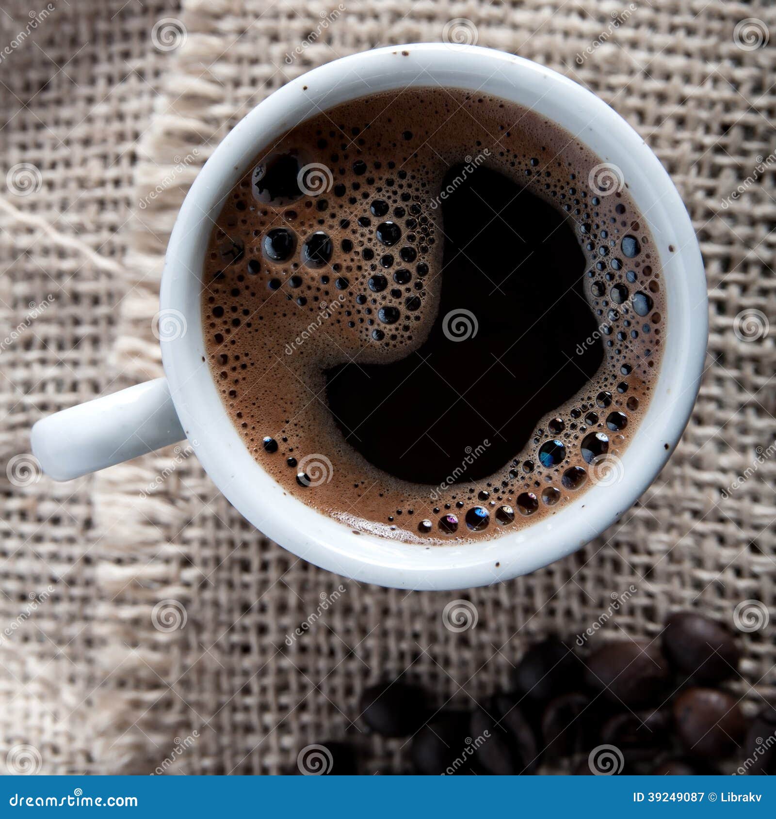 Frisch Gebrauter Becher Schwarzer Kaffee Stockbild - Bild von ...