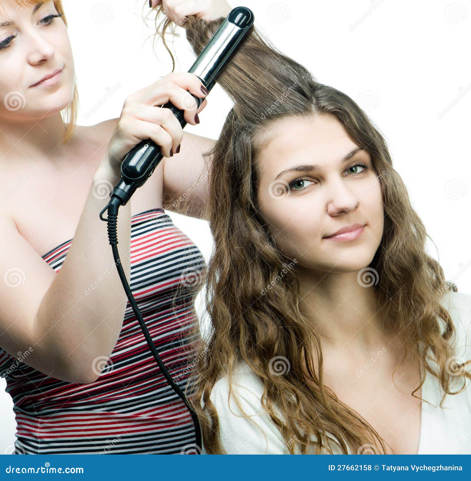 Friseur bildet Frisur stockfoto. Bild von haar, schönheit - 27662158