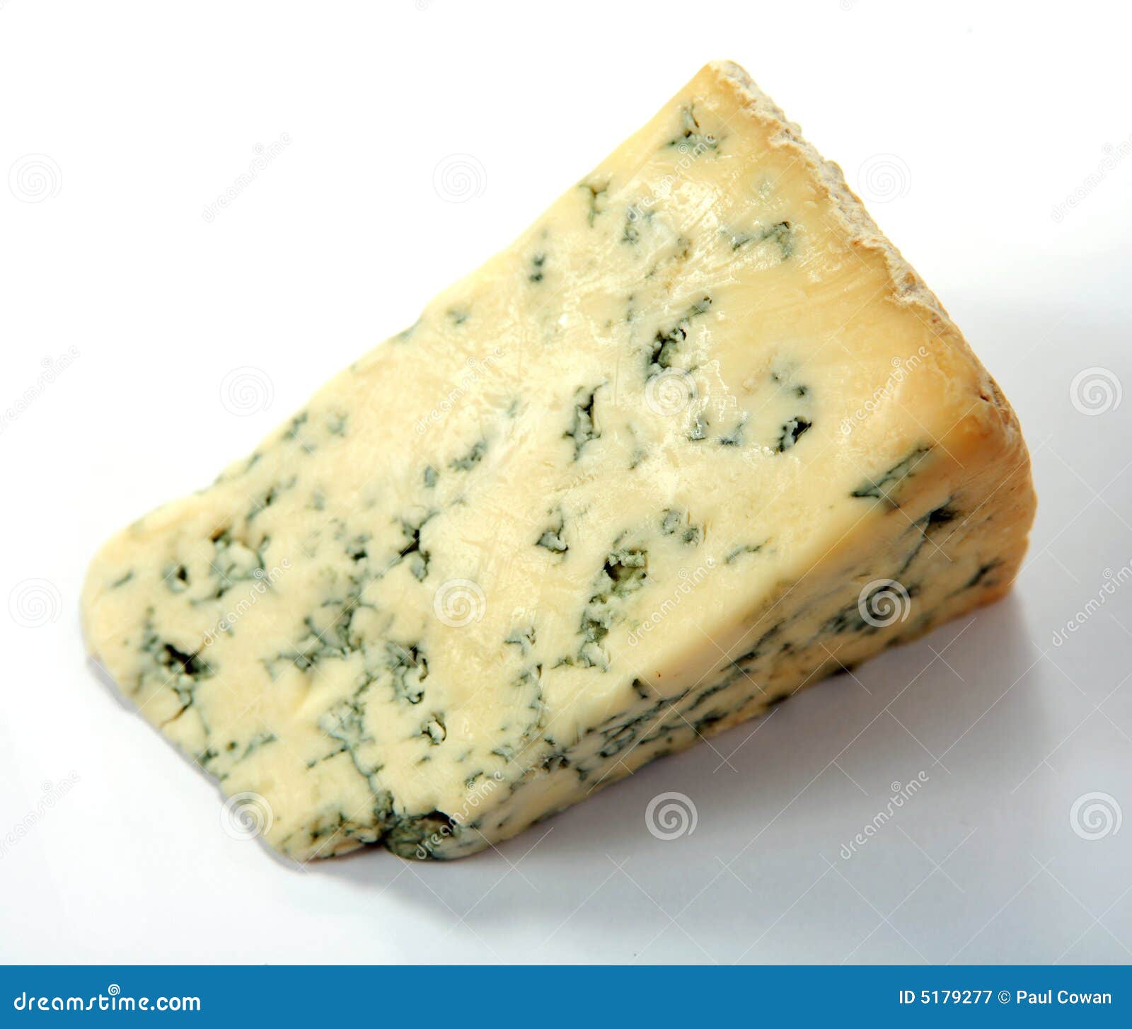 Fromage Bleu Anglais De Stilton Image stock - Image du produit, ombre ...