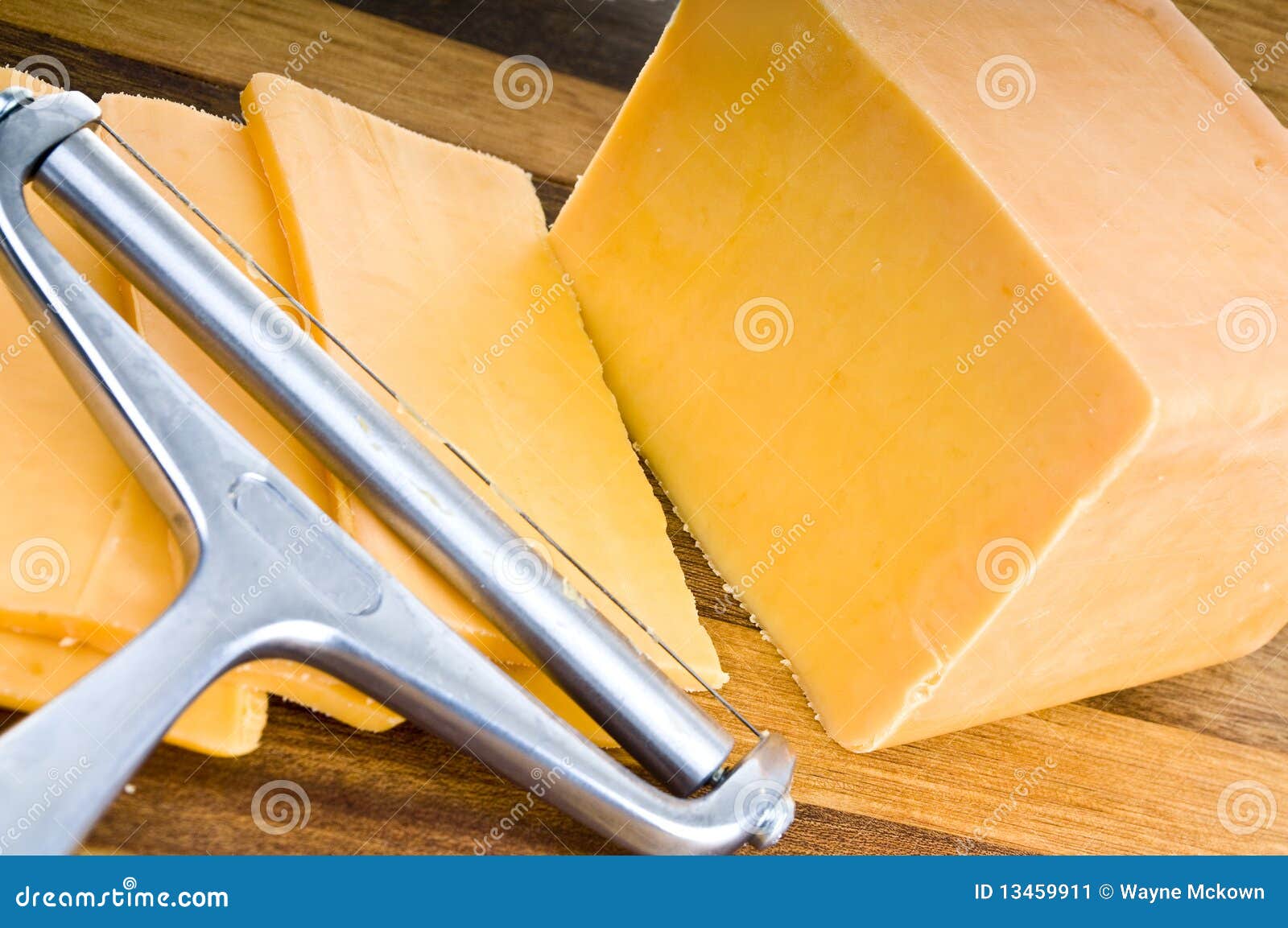 Fromage de Chedar image stock. Image du puces, frais - 13459911