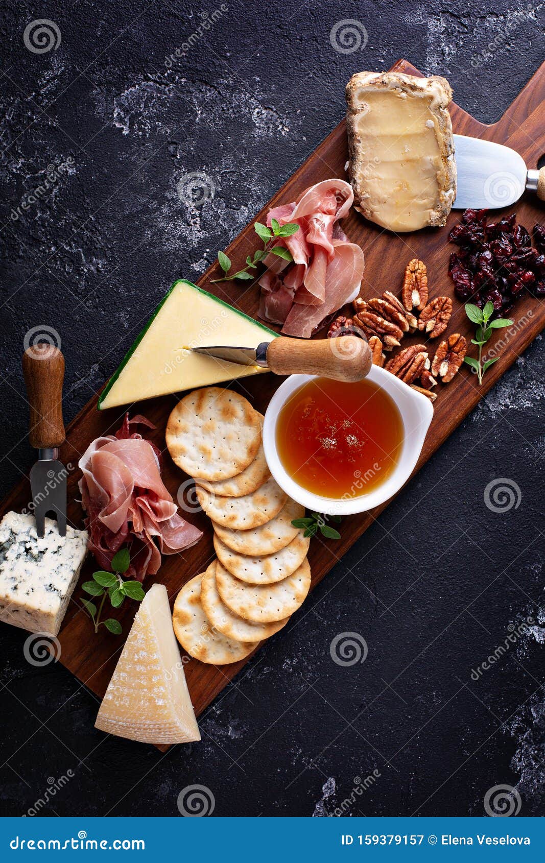 Fromage Et Tableau De Collation Image stock - Image du fruits, cuisine ...