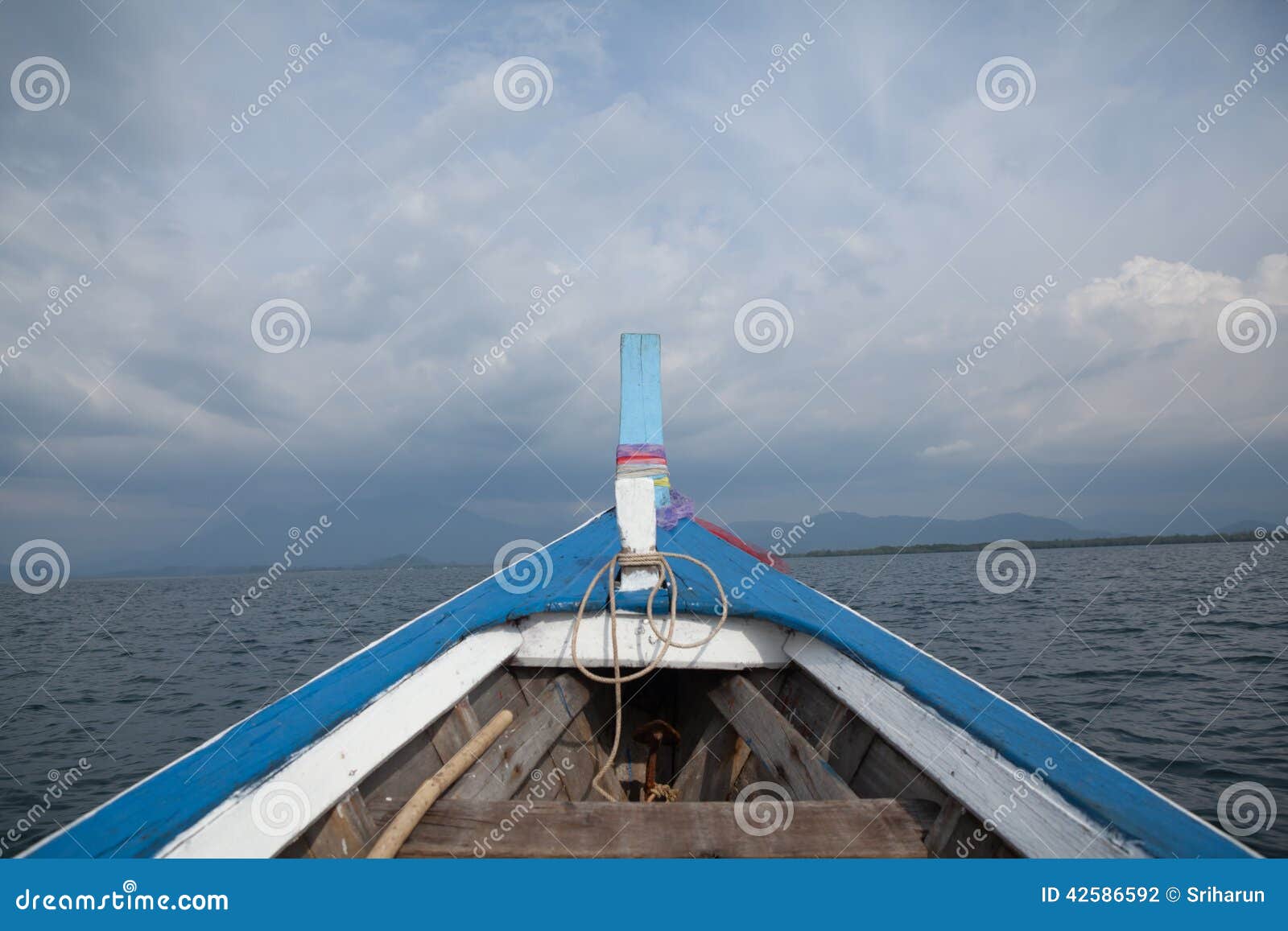 Front Of Boat Whit Sunlight Reflecting In Glittering Sea. Sparkling In ...