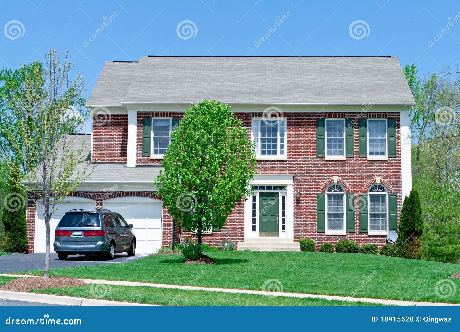 Front Brick Single Family House Home Suburban MD Stock Photo - Image of ...